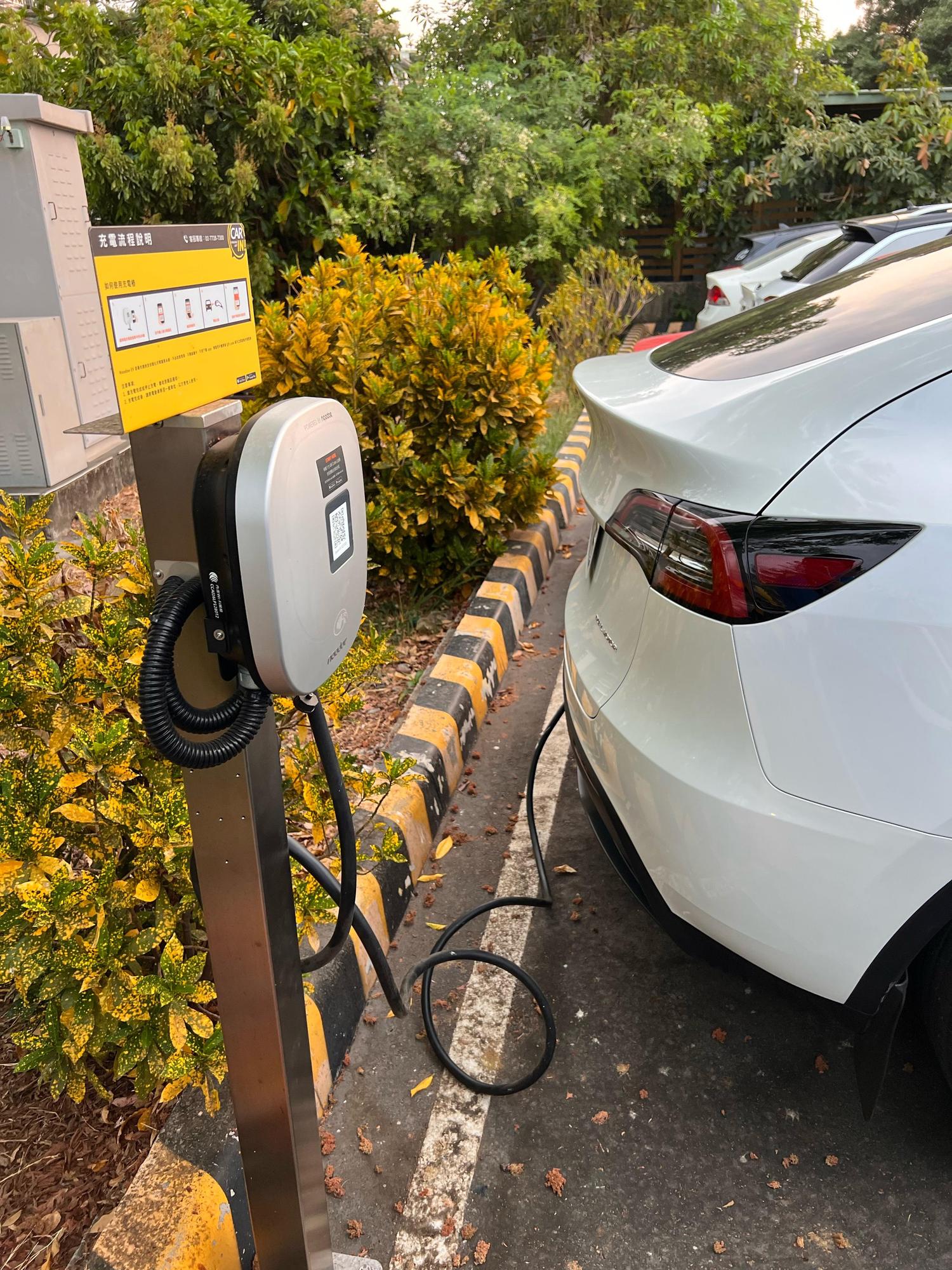 鎮榮停車場 | No. 120-2, Zhenrong St, Qianzhen District, Kaohsiung City, Taiwan 806 | EV Station