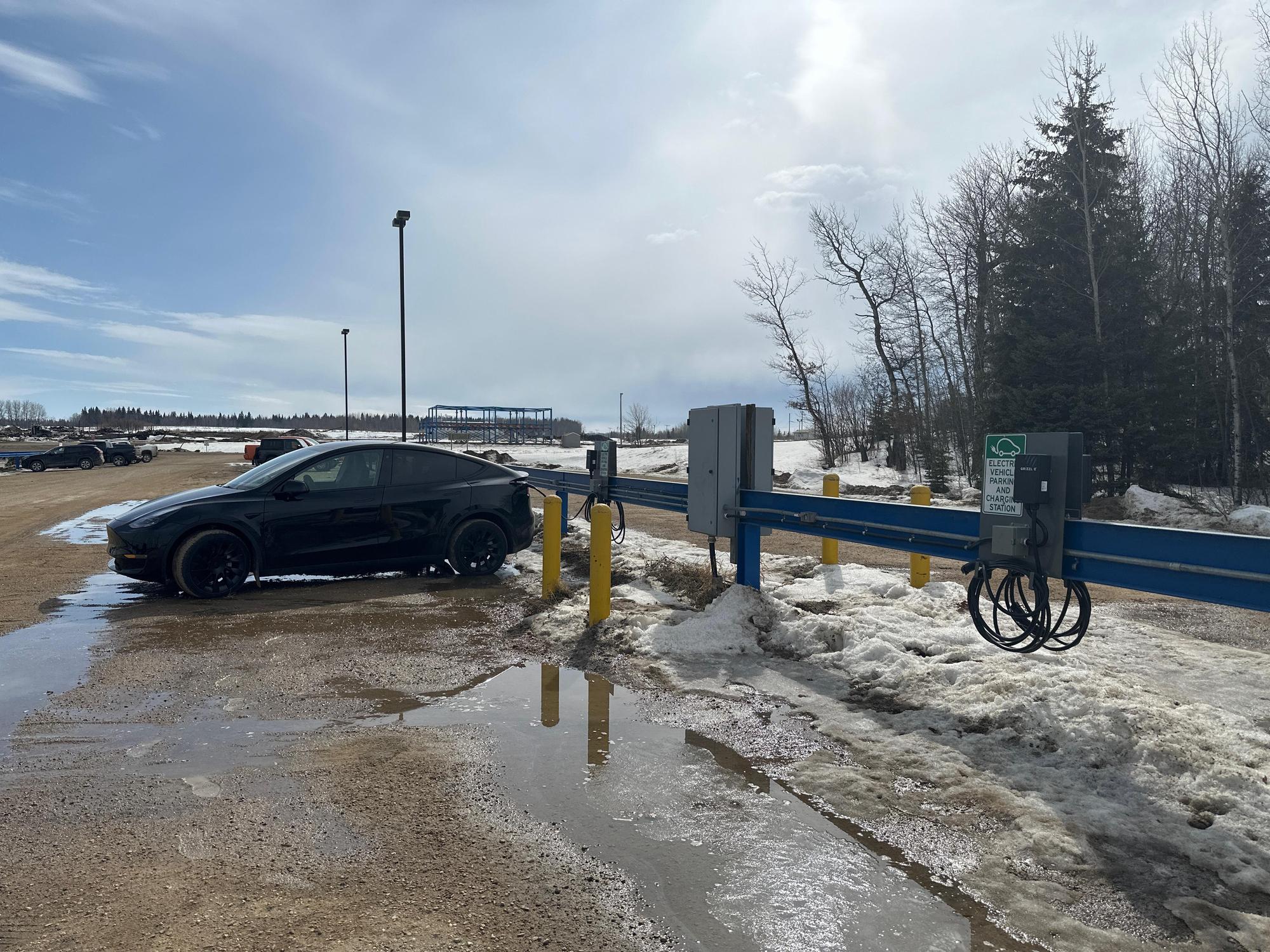 Tolko Meadow Lake OSB | 956H3WR2+23 | EV Station
