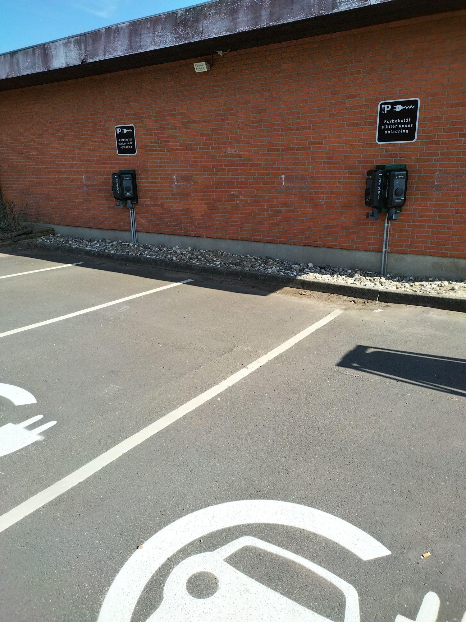 Nagbølvej 22 Bygning | Nagbølvej 22, 6640 Lunderskov, Denmark | EV Station