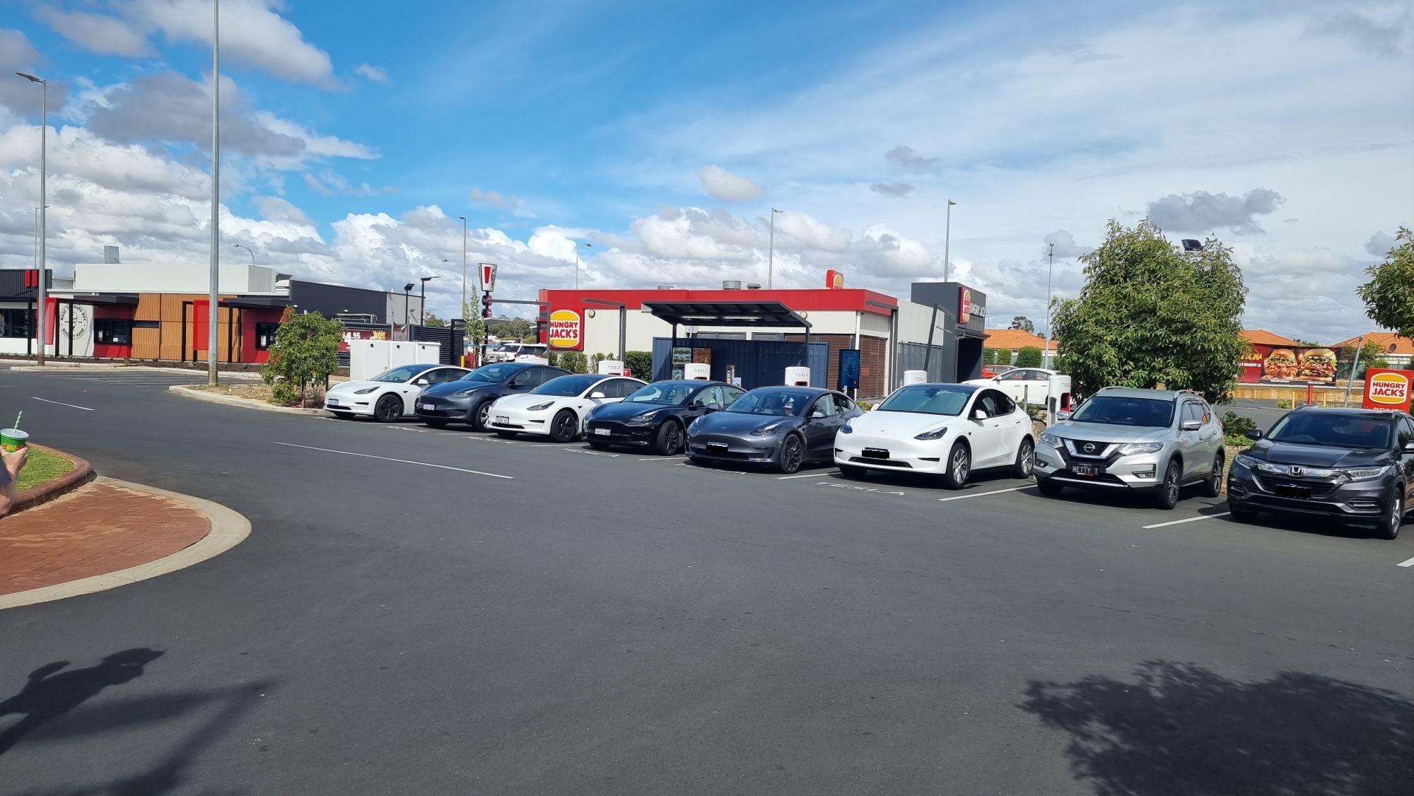 Eaton Fair Shopping Centre | Eaton, WA | EV Station