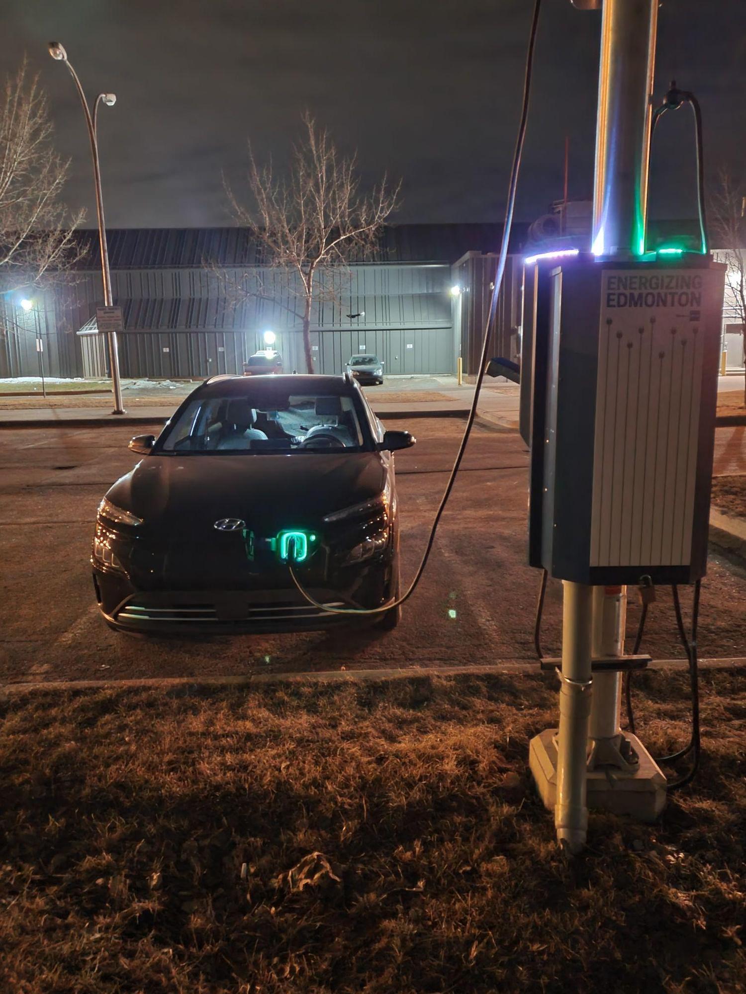 Callingwood Arena | Edmonton, AB | EV Station