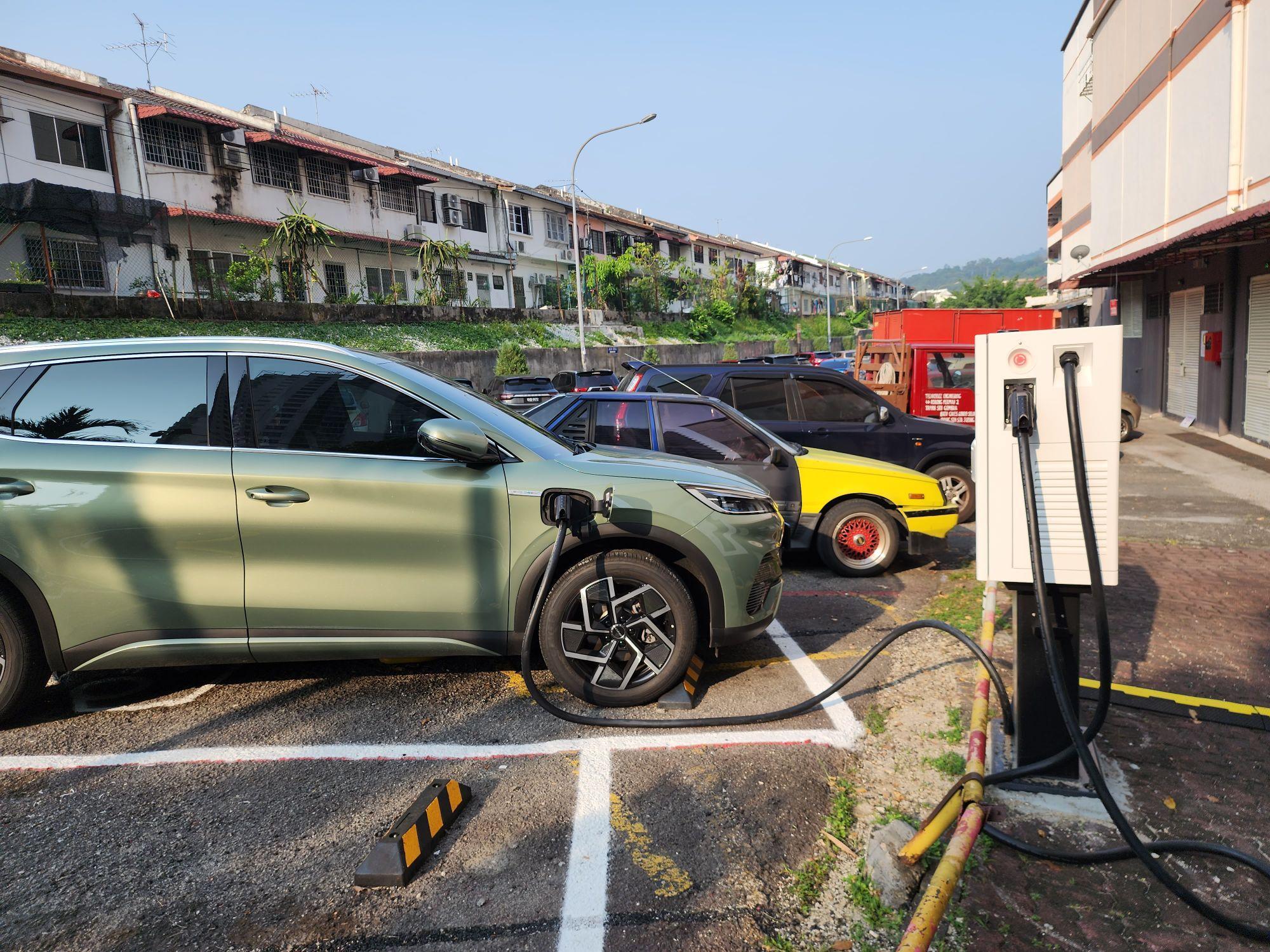 ChargeSini | Selayang Capitol Kompleks (40kW DC) | Batu Caves, Selangor ...
