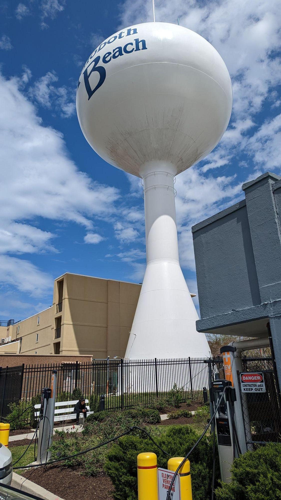 Rehoboth Beach Convention Center | Rehoboth Beach, DE | EV Station