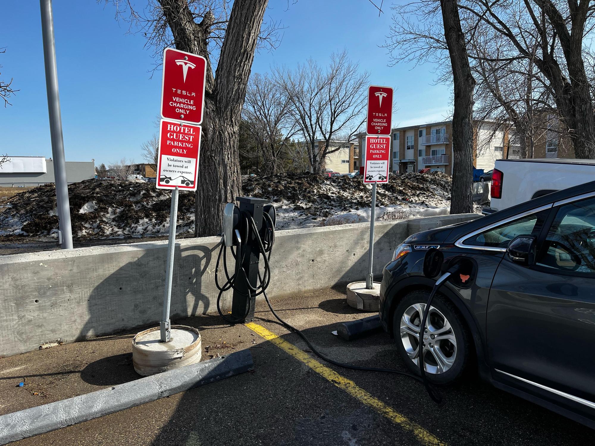 Fairfield Inn & Suites | Regina, SK | EV Station