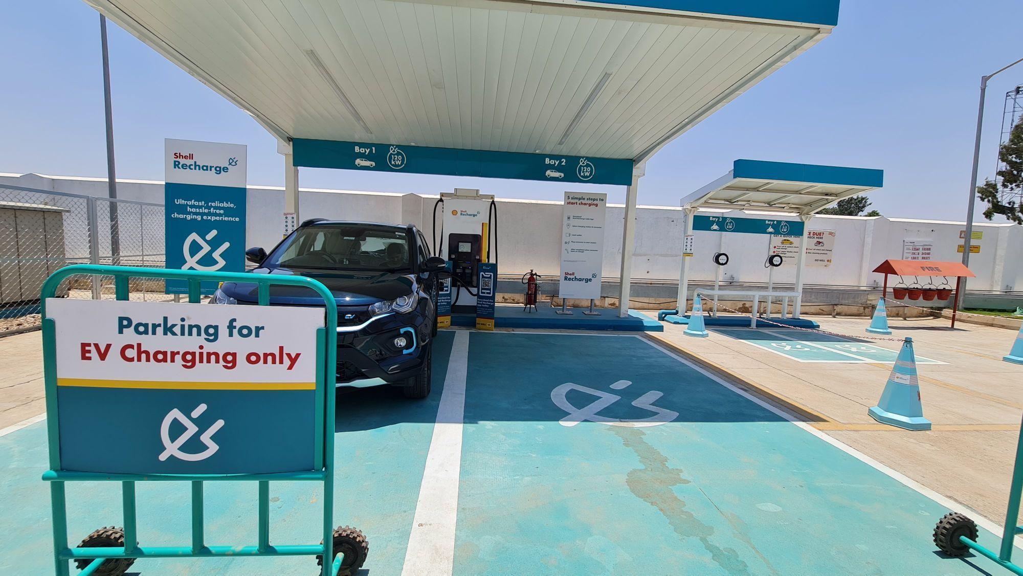 Shell select Fuel Station (120kw) | Southegowdanahalli, KA | EV Station