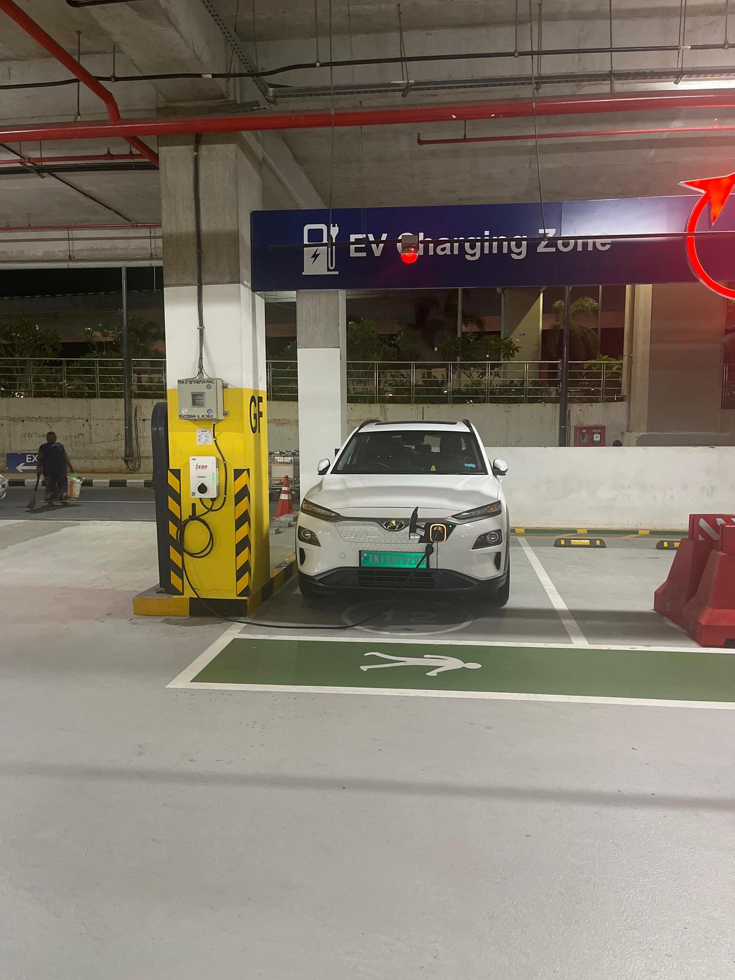 Zeon charging - 24kW DC CCS Charger , 7.4kW AC Type2 charger | Chennai ...