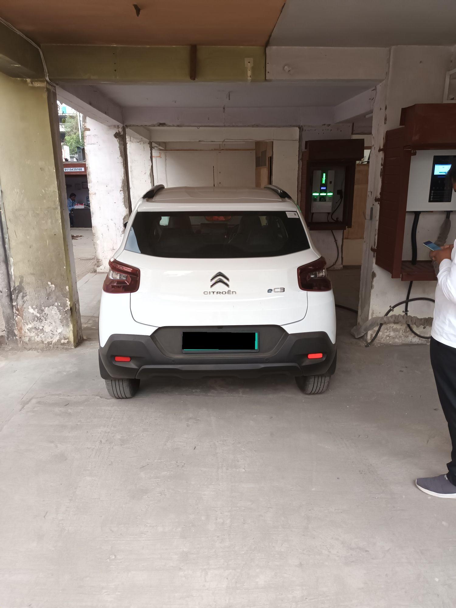 RC Bafna Showroom | Aurangabad, MH | EV Station