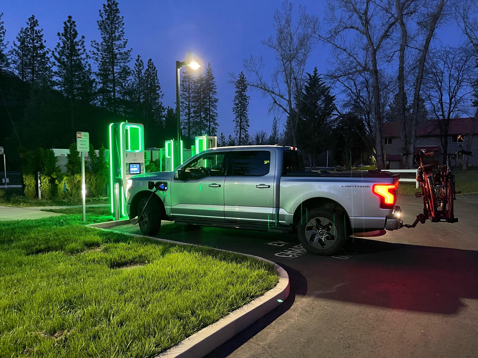 Yosemite Westgate Lodge/Buck Meadows Lodge | Buck Meadows, CA | EV Station