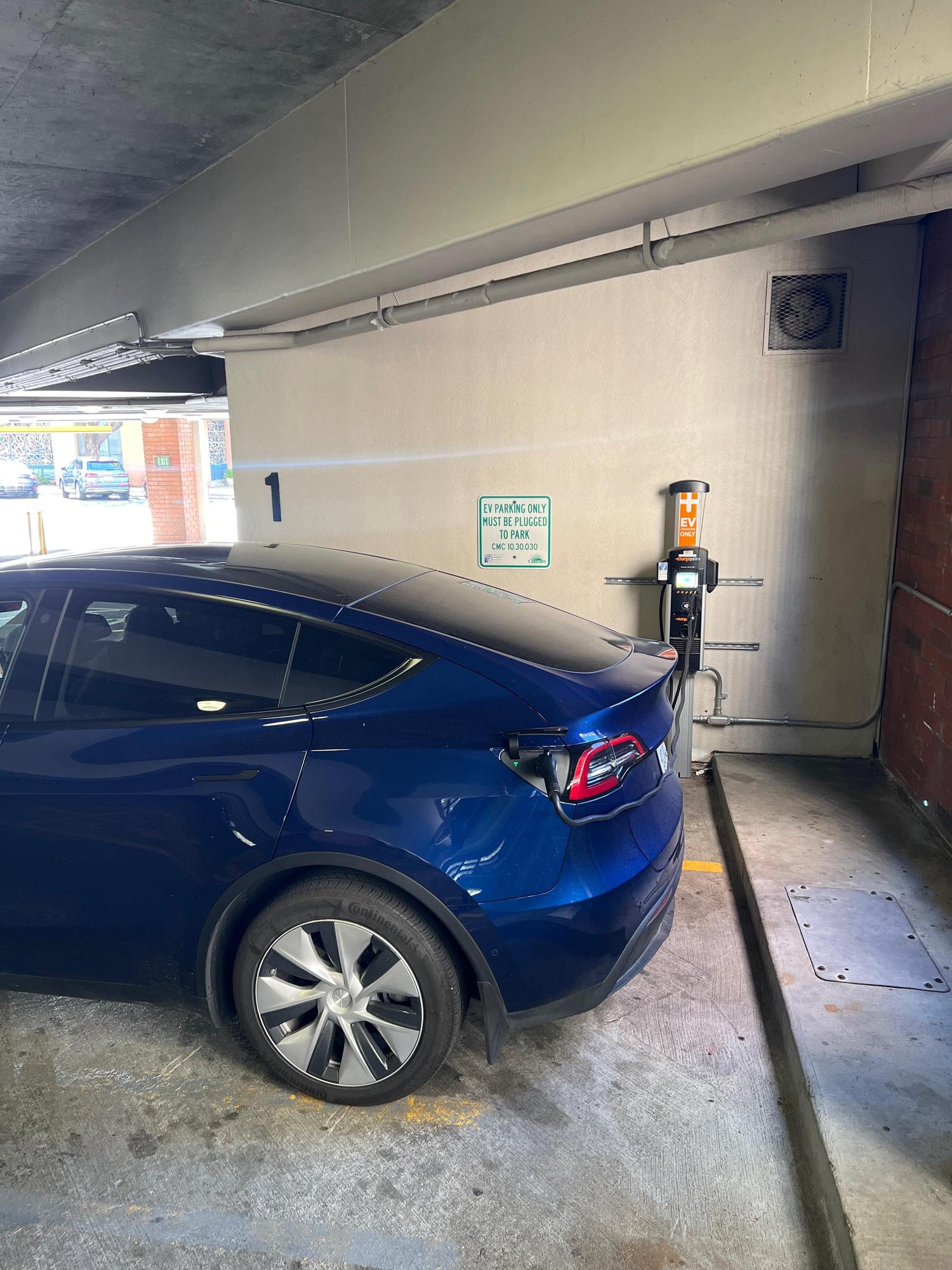 Concord Parking Garage | Concord, CA | EV Station
