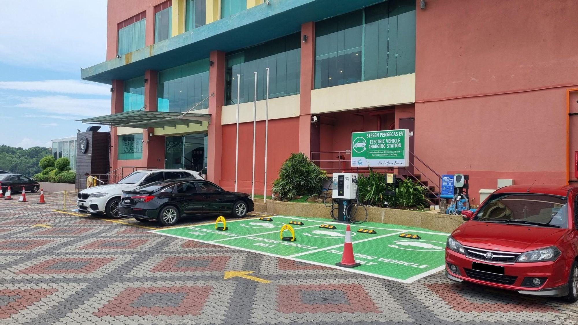 Mega View Hotel | Kuantan, Pahang | EV Station
