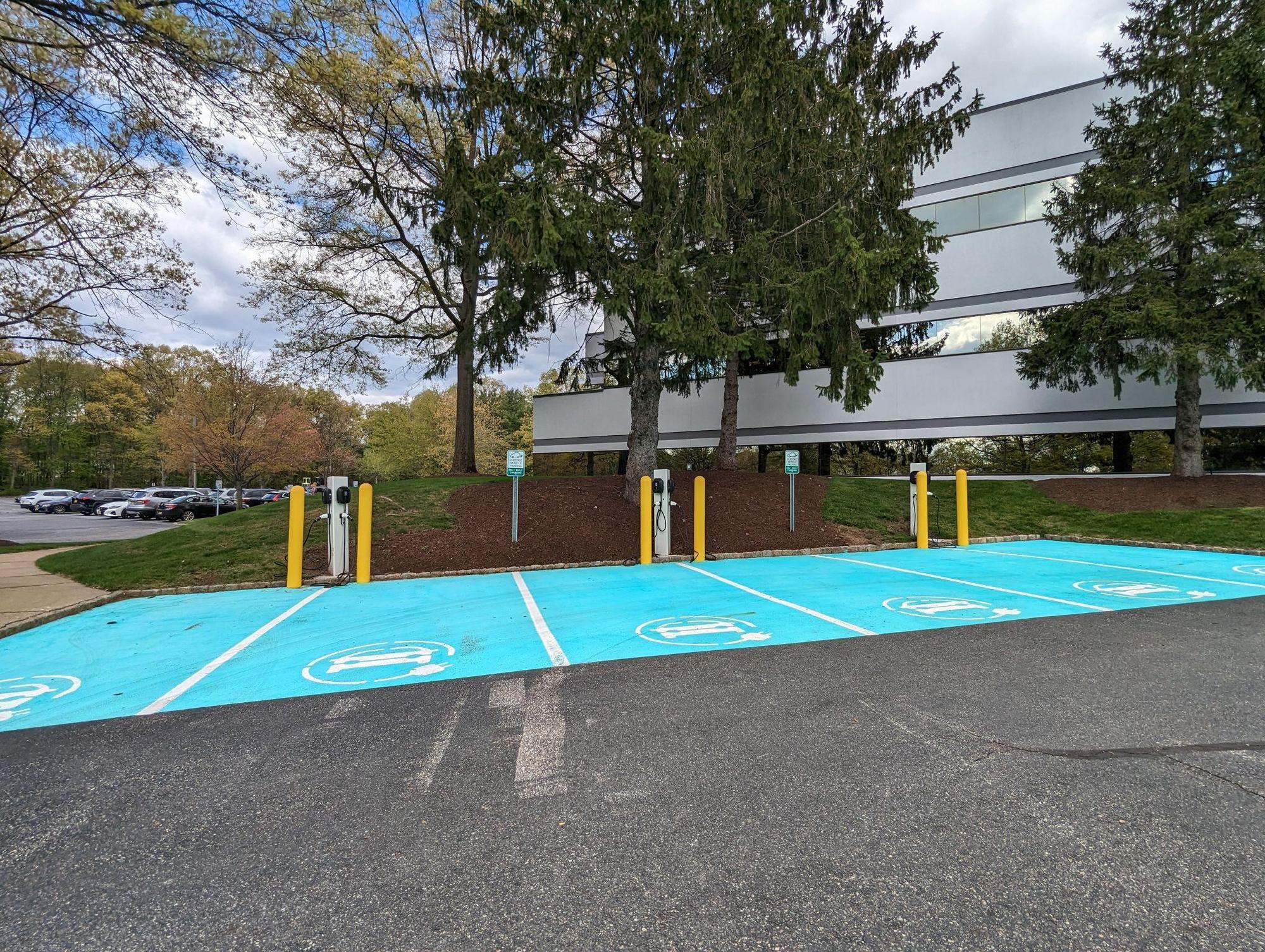 10 Waterview Building | Parsippany-Troy Hills, NJ | EV Station