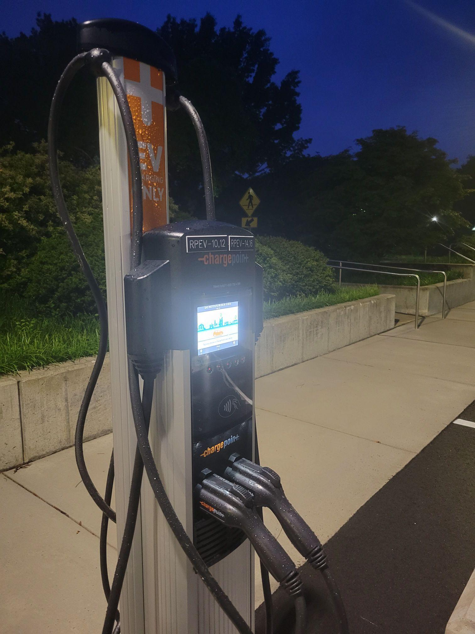 SAS Building R | Cary, NC | EV Station