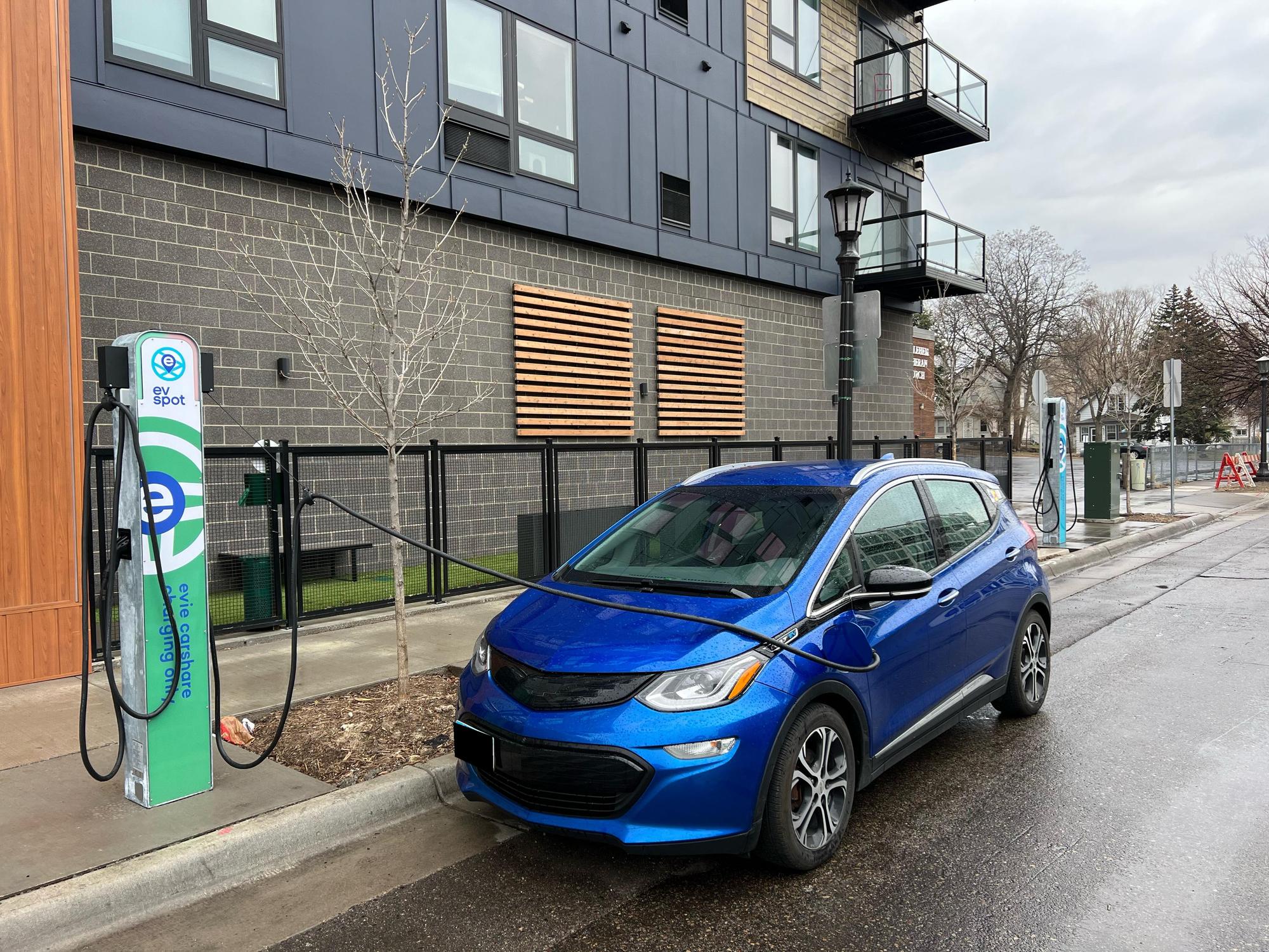 1600 Spruce Tree Drive | St Paul, MN | EV Station