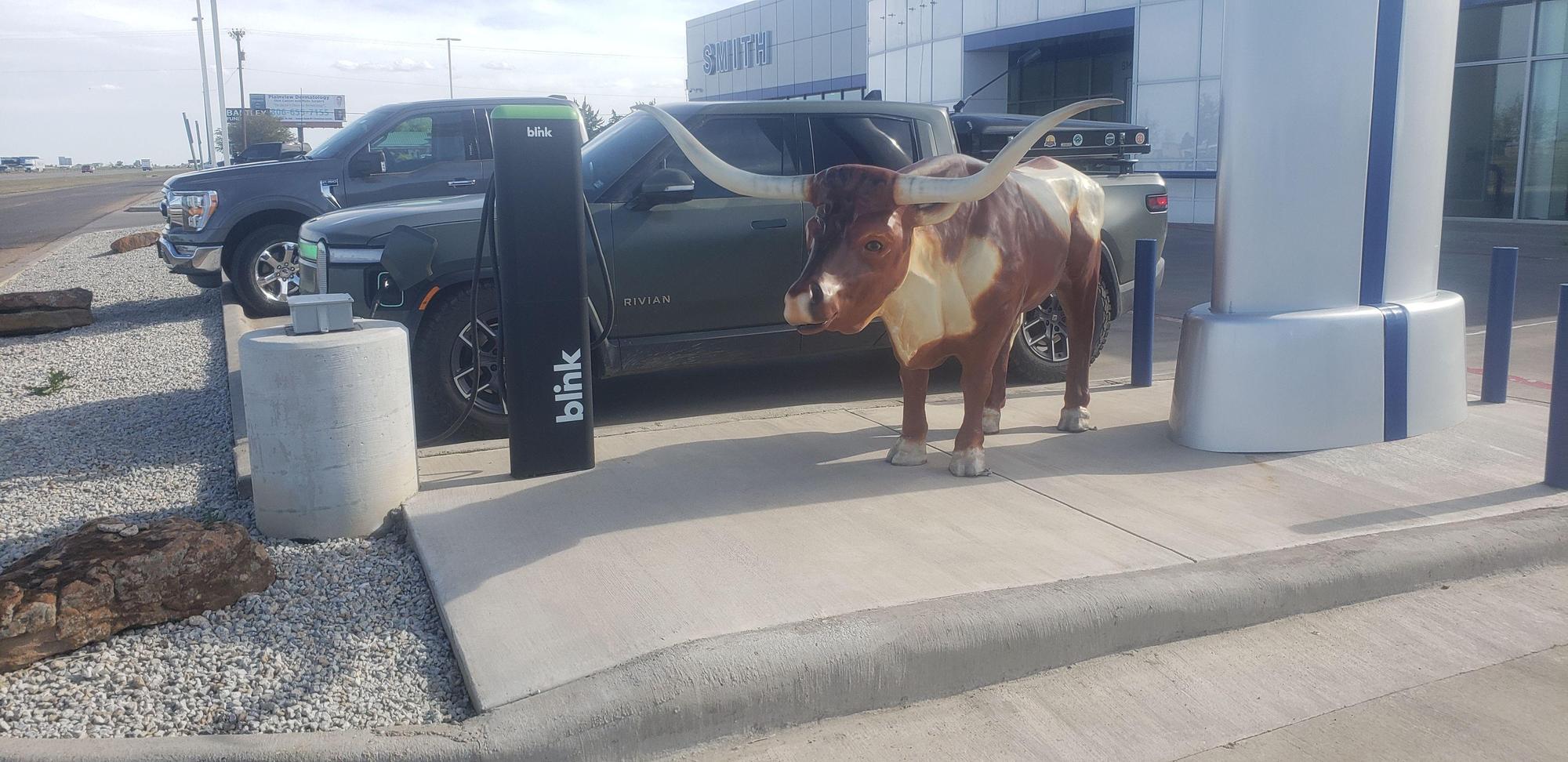 Smith Auto Family Ford | Plainview, TX | EV Station