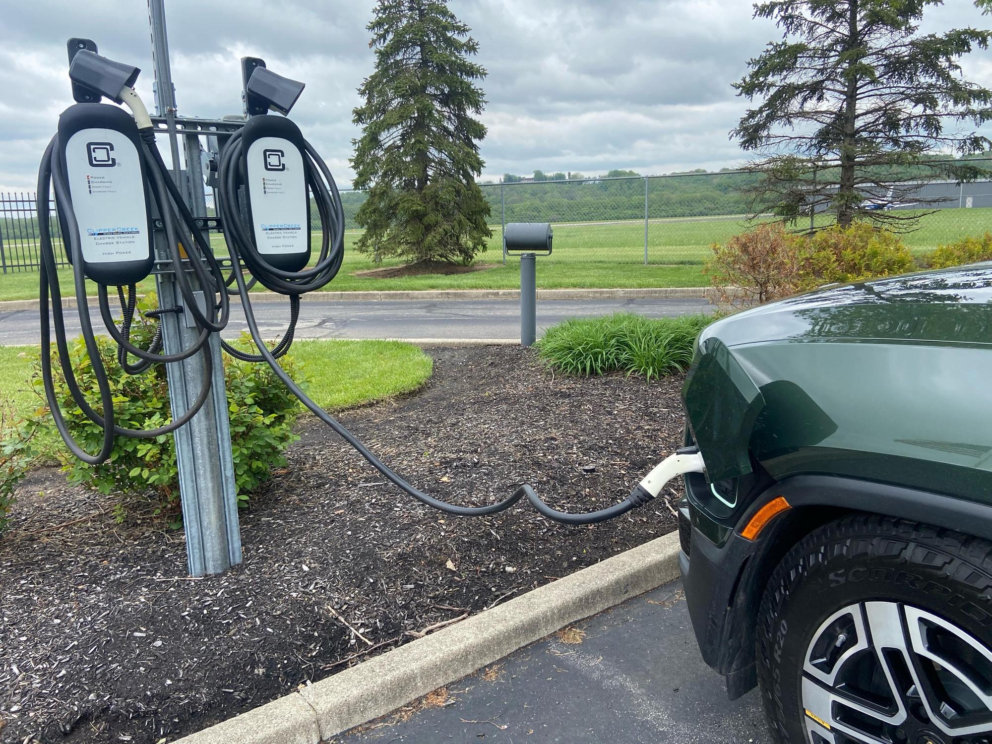 Executive Jet Management | Cincinnati, OH | EV Station