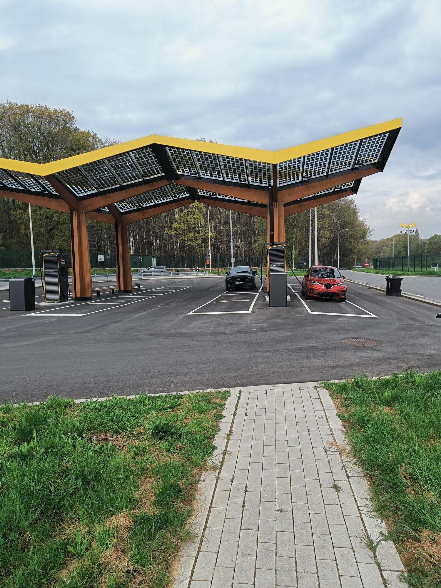 Fastned Everberg South | Kortenberg, Flanders | EV Station
