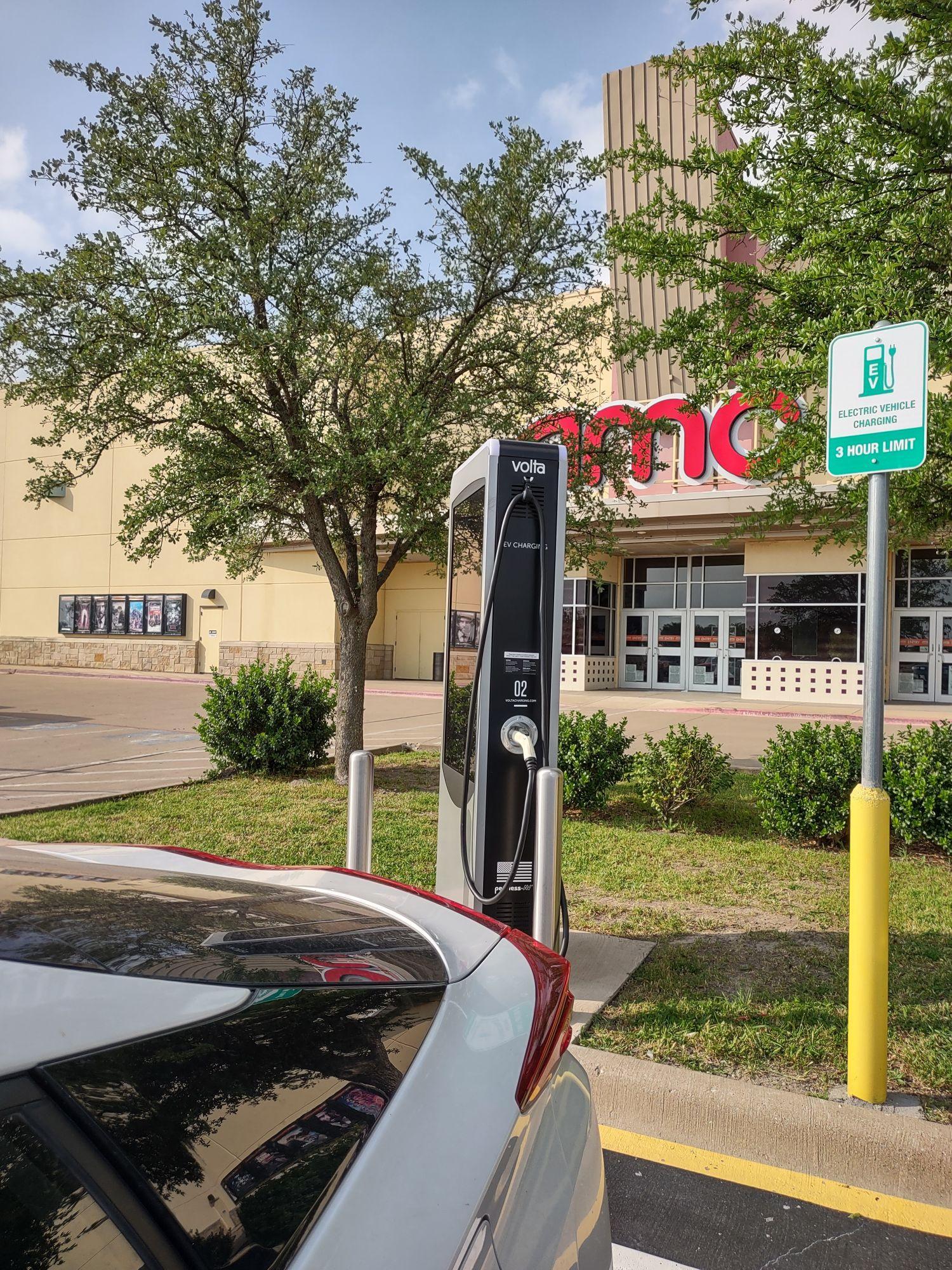AMC CLASSIC Forney 12 | Forney, TX | EV Station