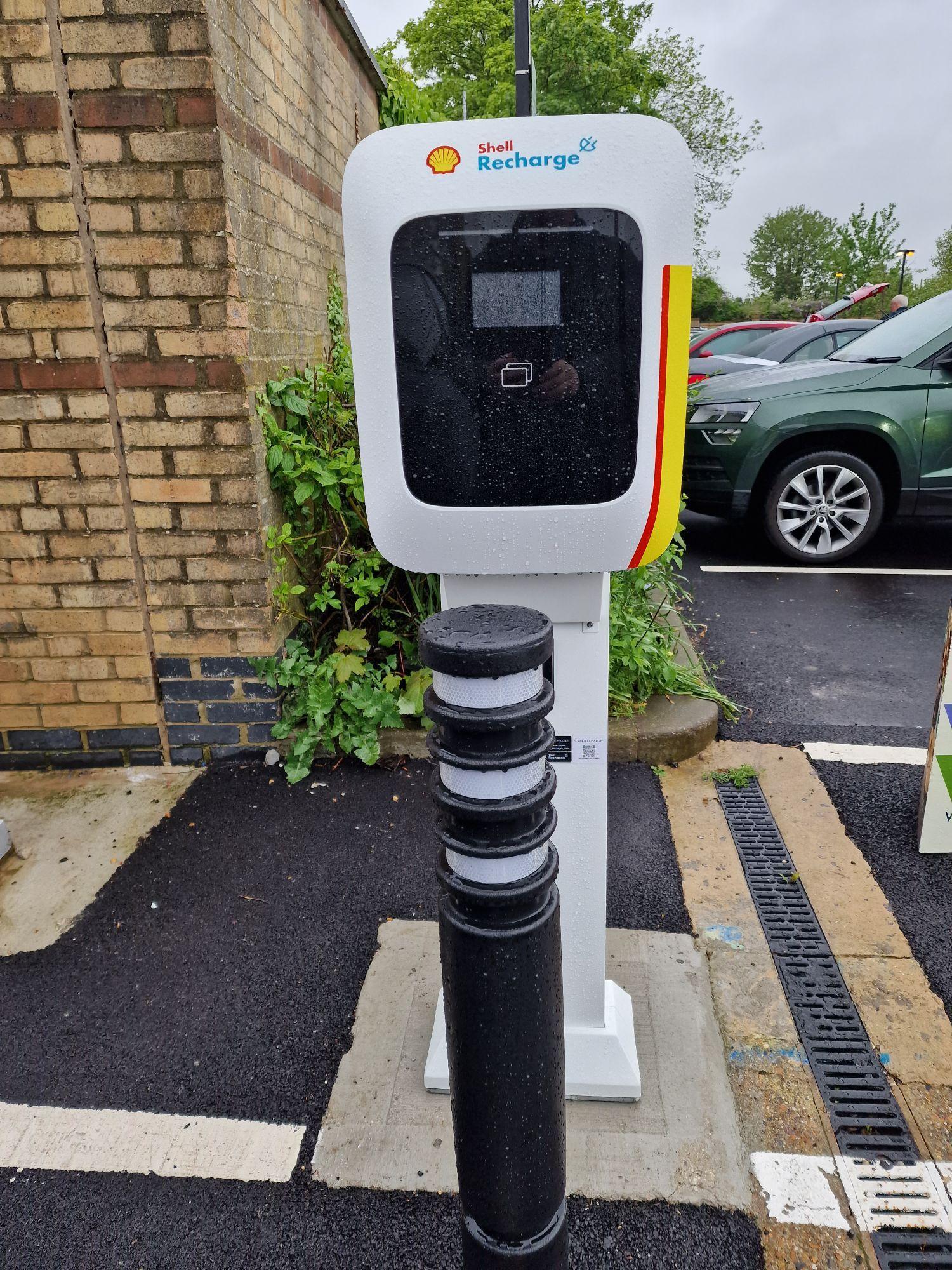 Waitrose Finchley (2) | 273 Ballards Lane, Finchley, London, N12 8NR ...