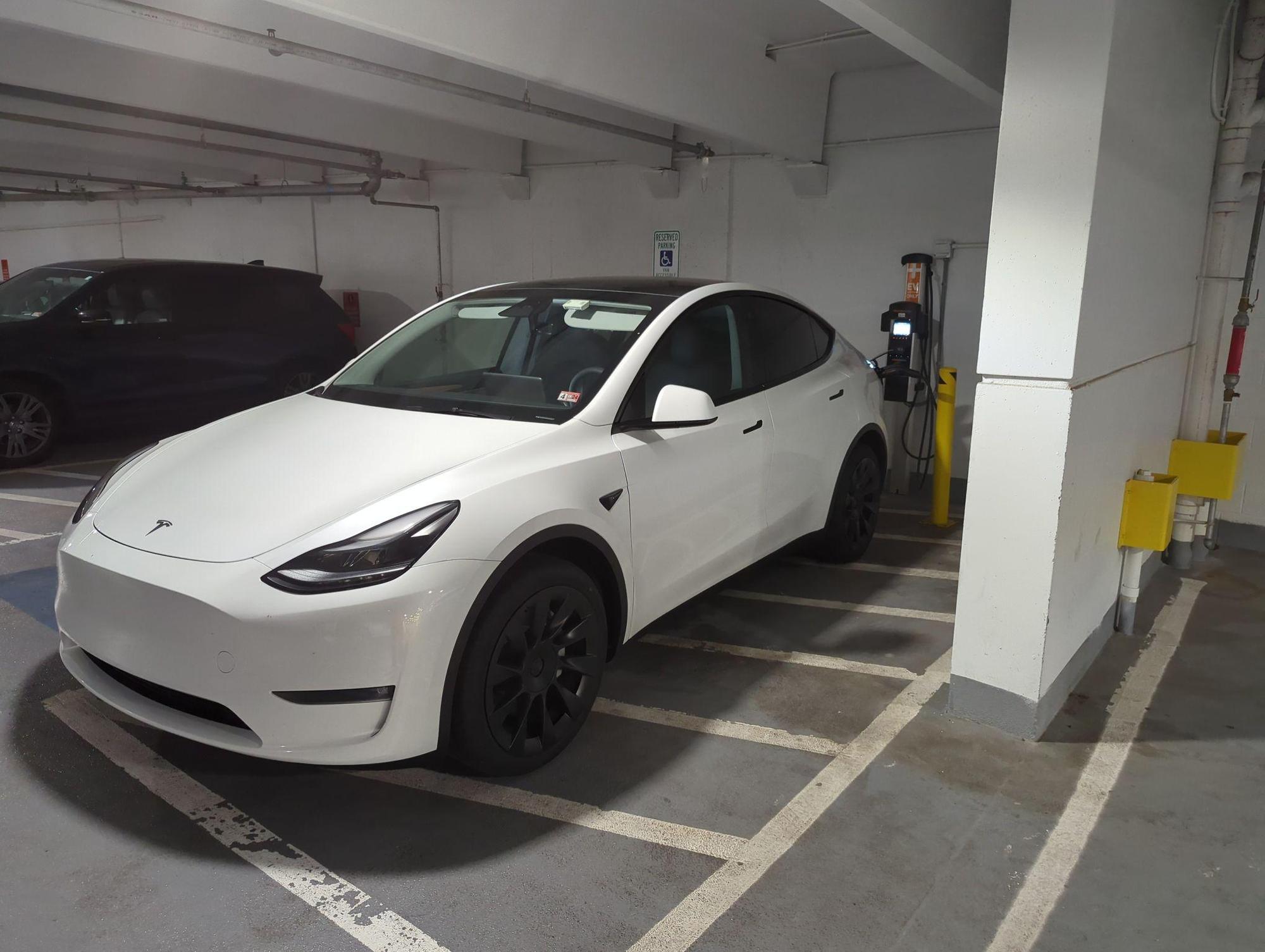 The Blake | Alexandria, VA | EV Station