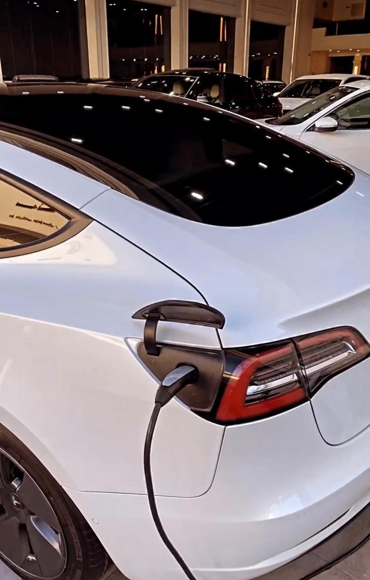 CO/ BASE ADDRESS CARS | Erbil, Erbil Governorate | EV Station