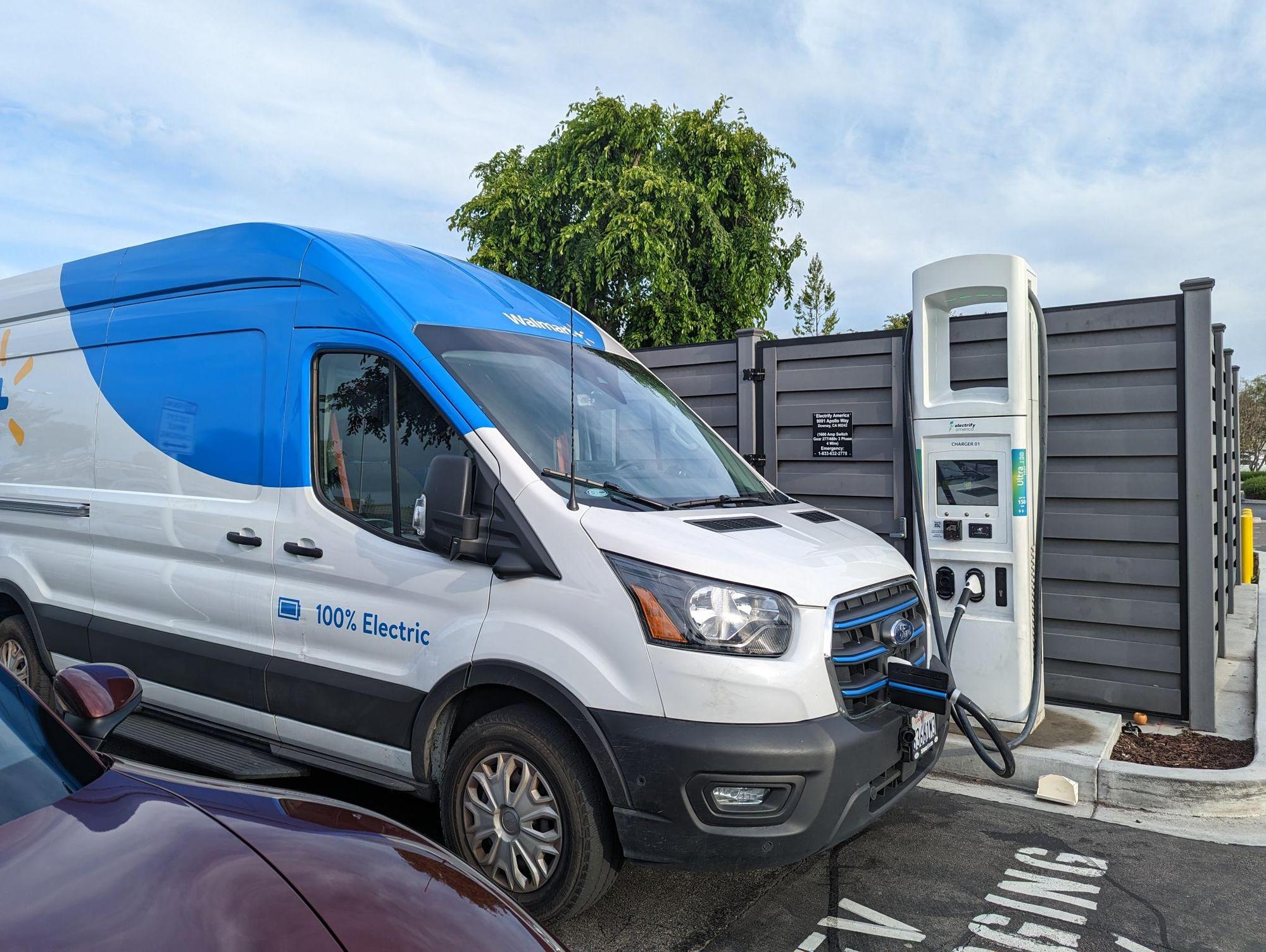 Walmart Supercenter Downey | Downey, CA | EV Station