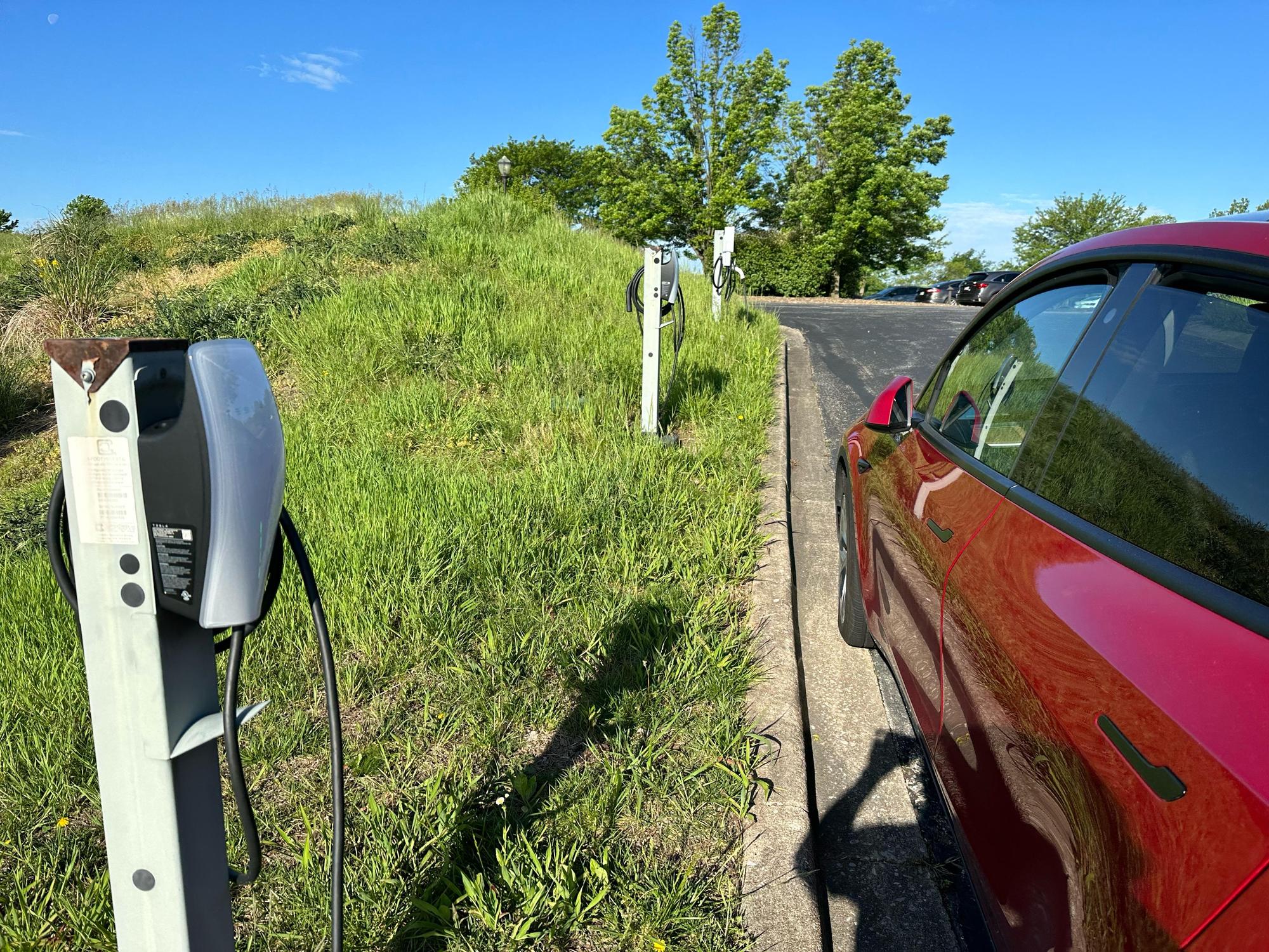 Victoria National | Newburgh, IN | EV Station