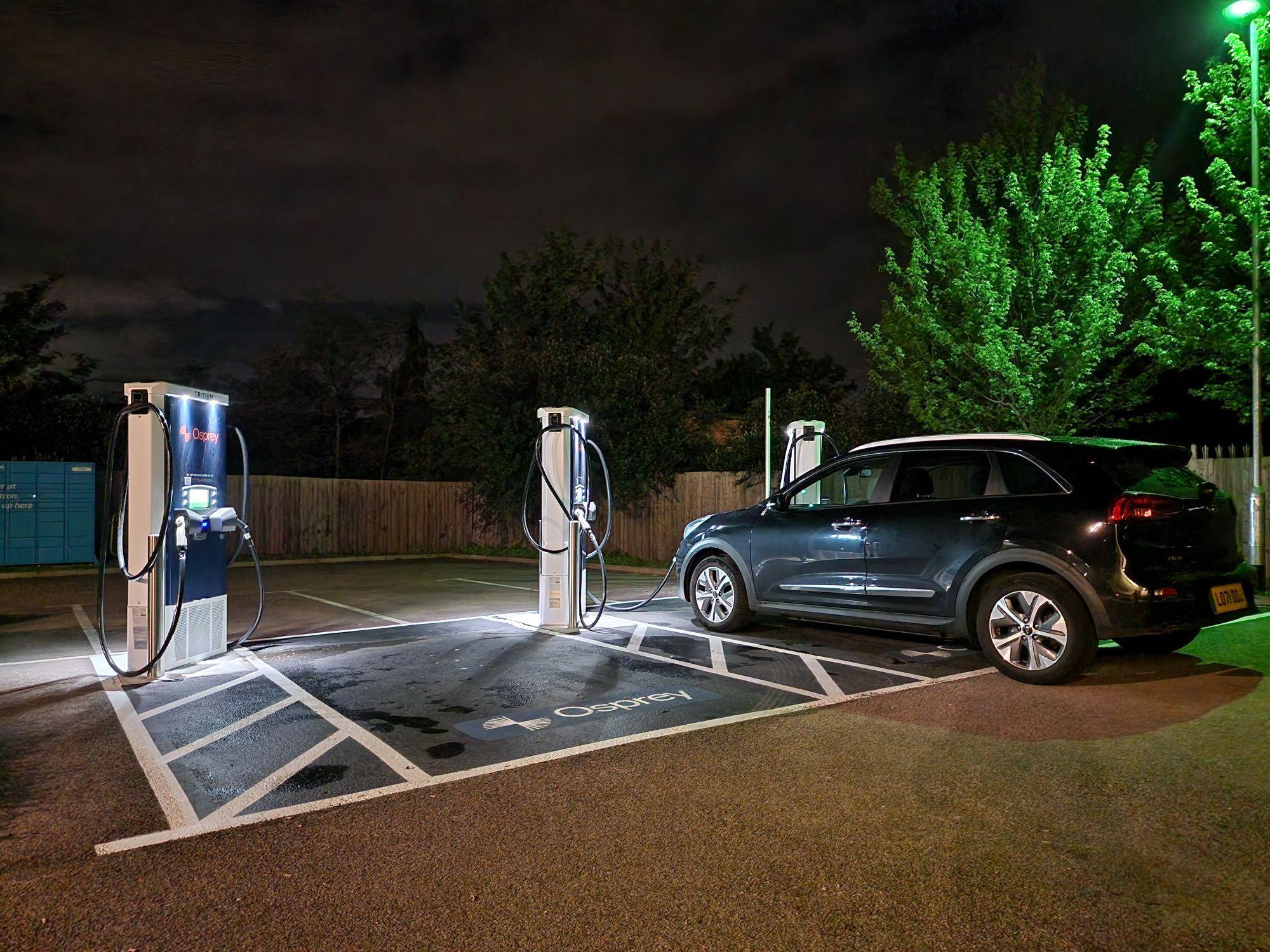 Saxon King | 160 Priory Cres, Southend-on-Sea SS2 6QN, UK | EV Station