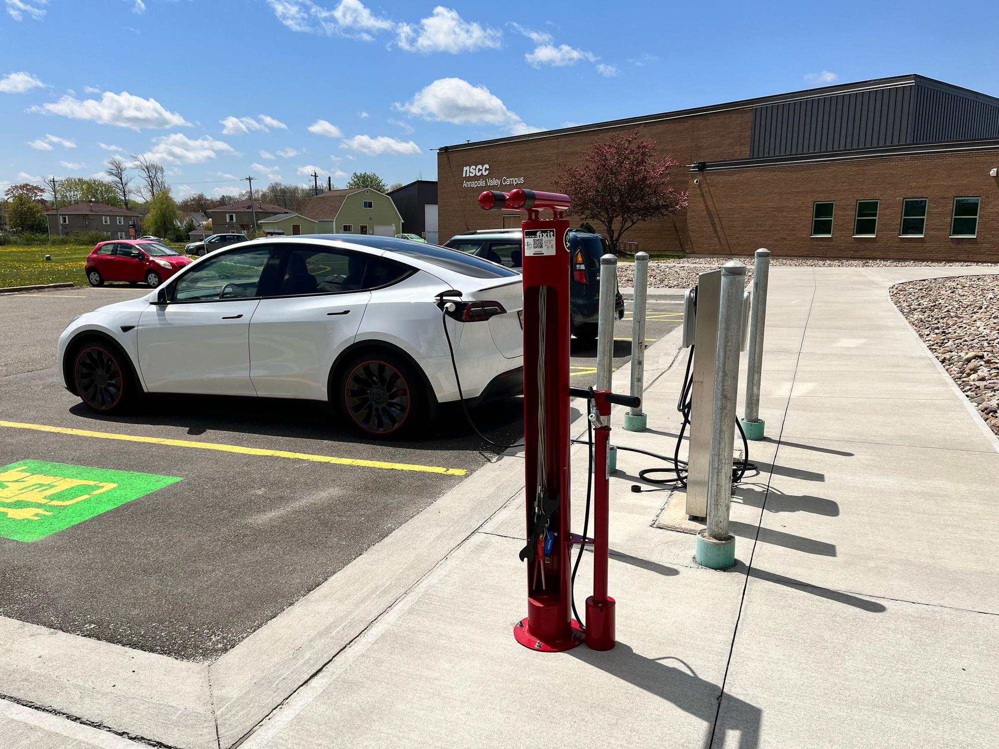 Nova Scotia Community College (COGS) | Lawrencetown, NS | EV Station