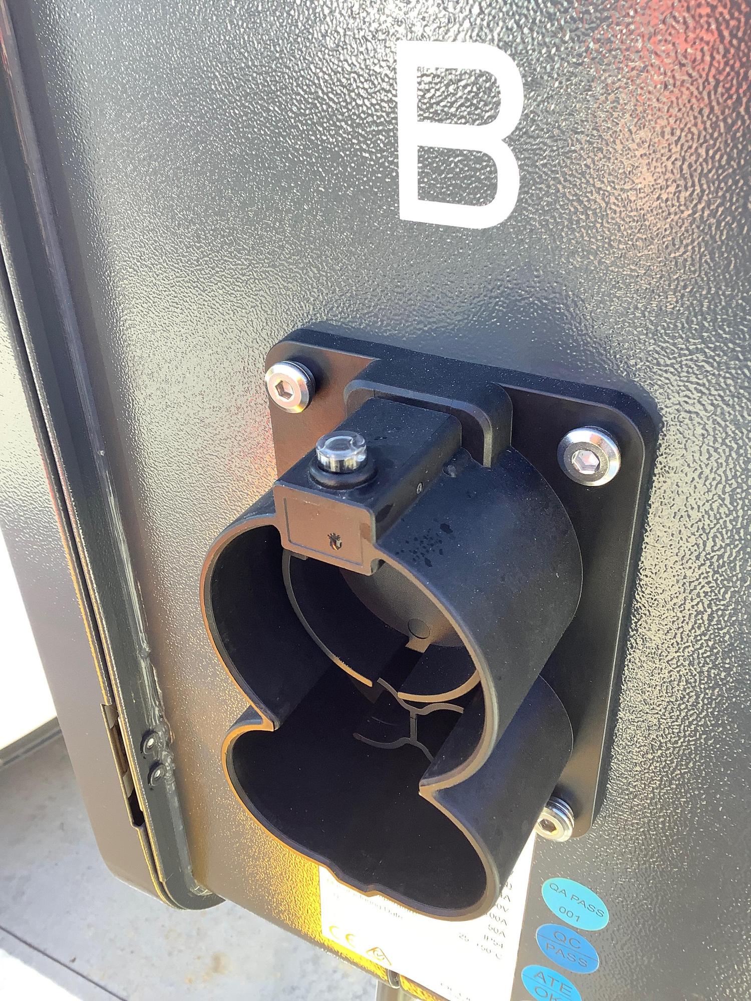 Pyrenees Shire Council | Amphitheatre, VIC | EV Station