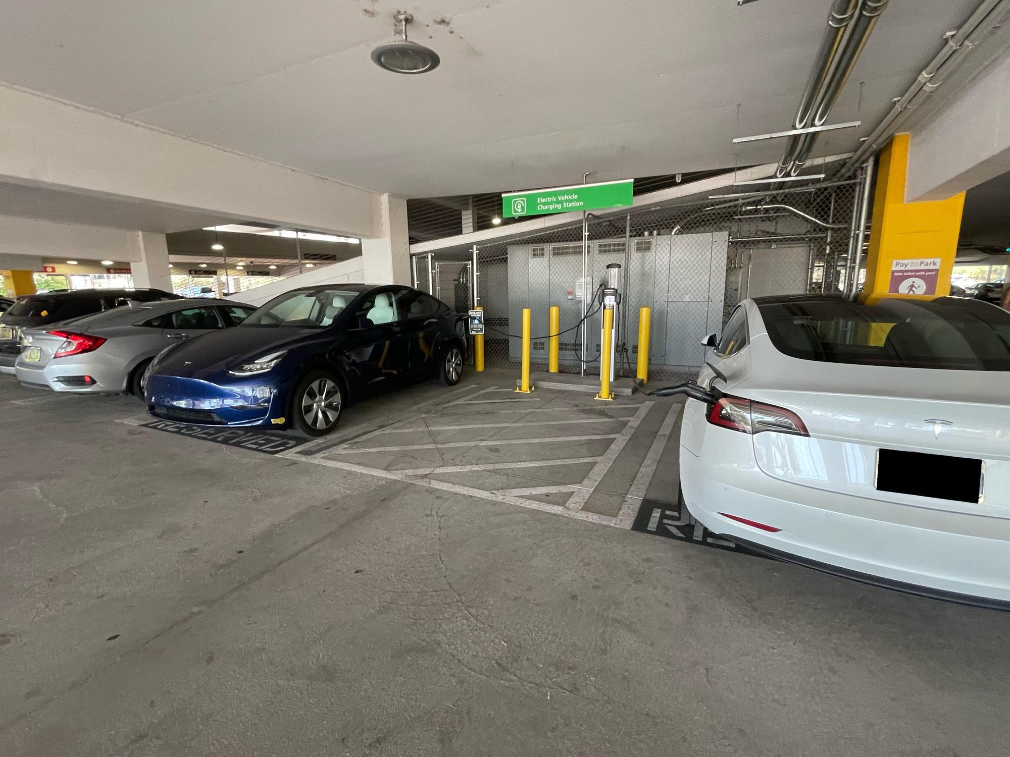 Arizona State University - Packard Drive Structure | Tempe, AZ | EV Station