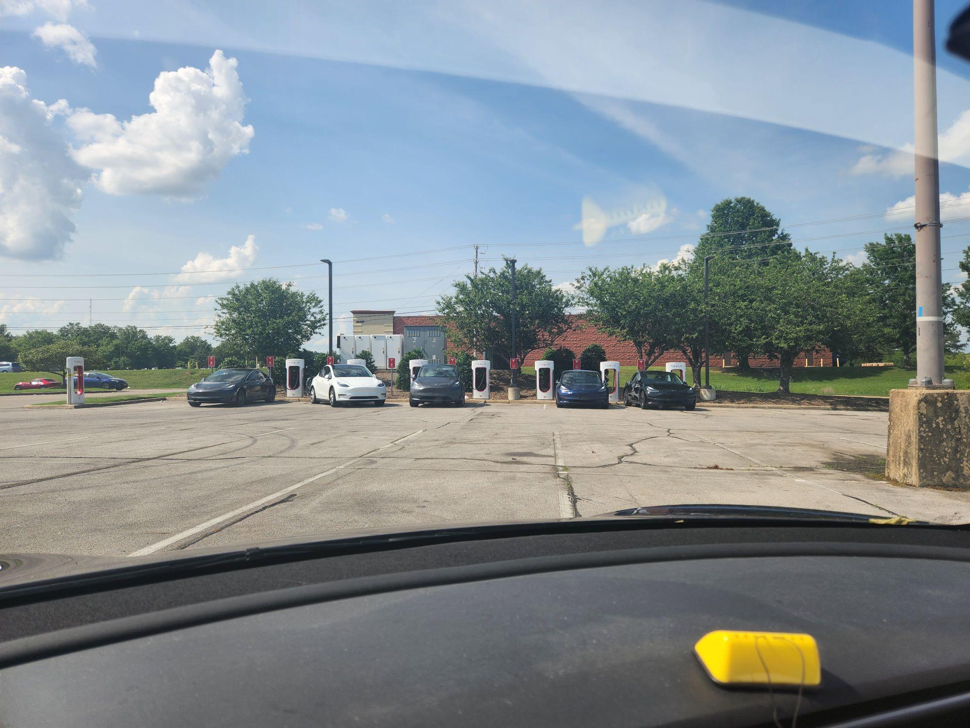 The Mall at Barnes Crossing | Tupelo, MS | EV Station