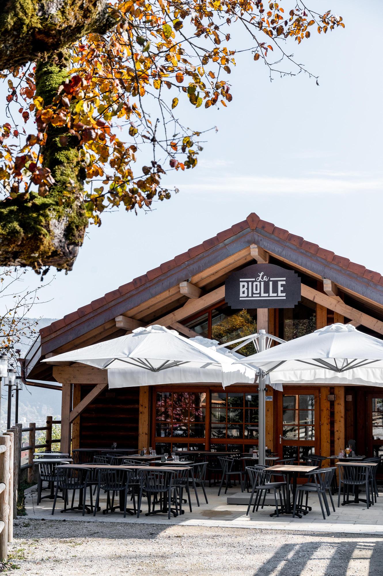 Restaurant La Biolle | Marnaz, Auvergne-Rhône-Alpes | EV Station