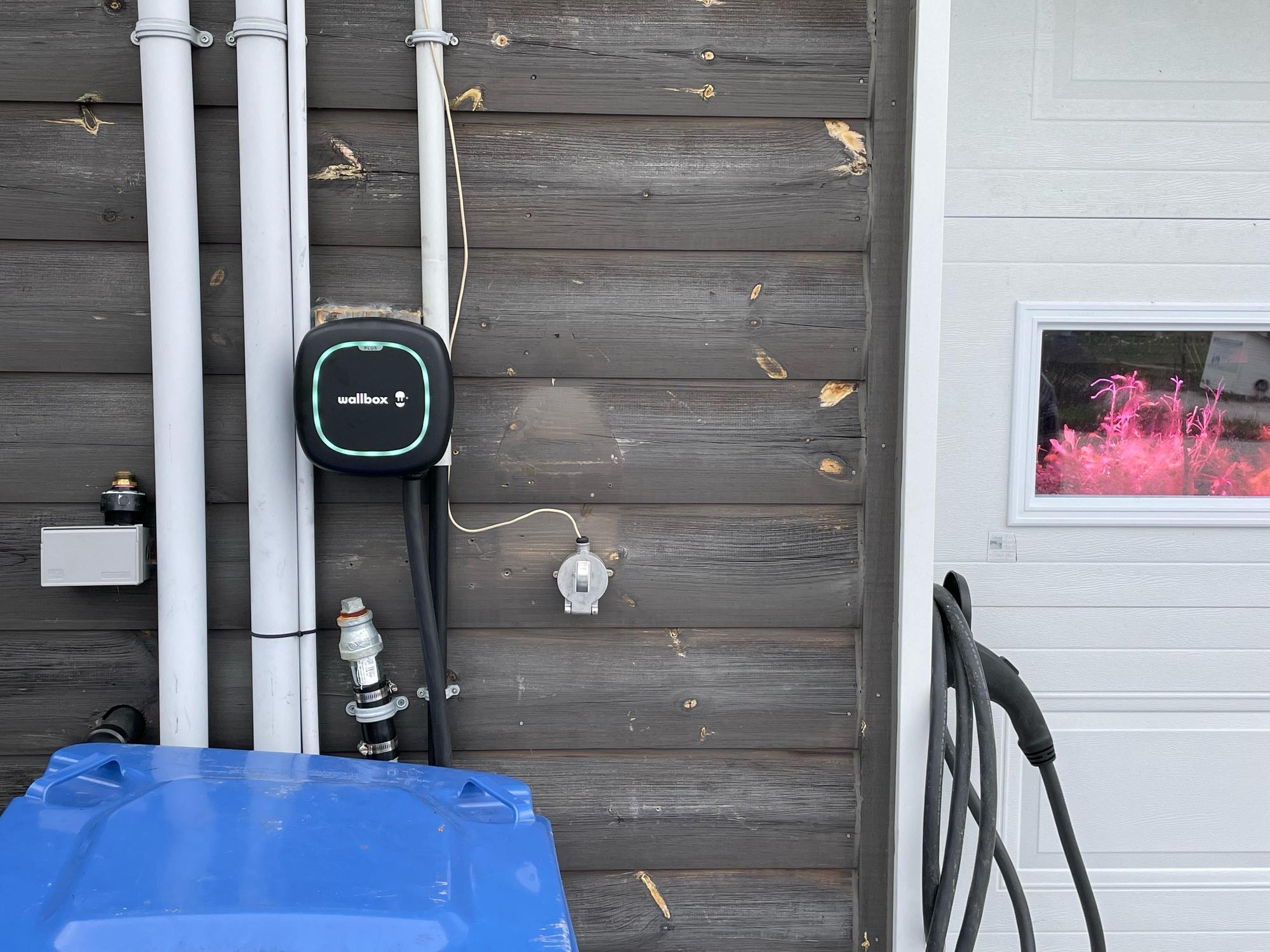 Resort Lac Sainte-Marie | Lac-Sainte-Marie, QC | EV Station