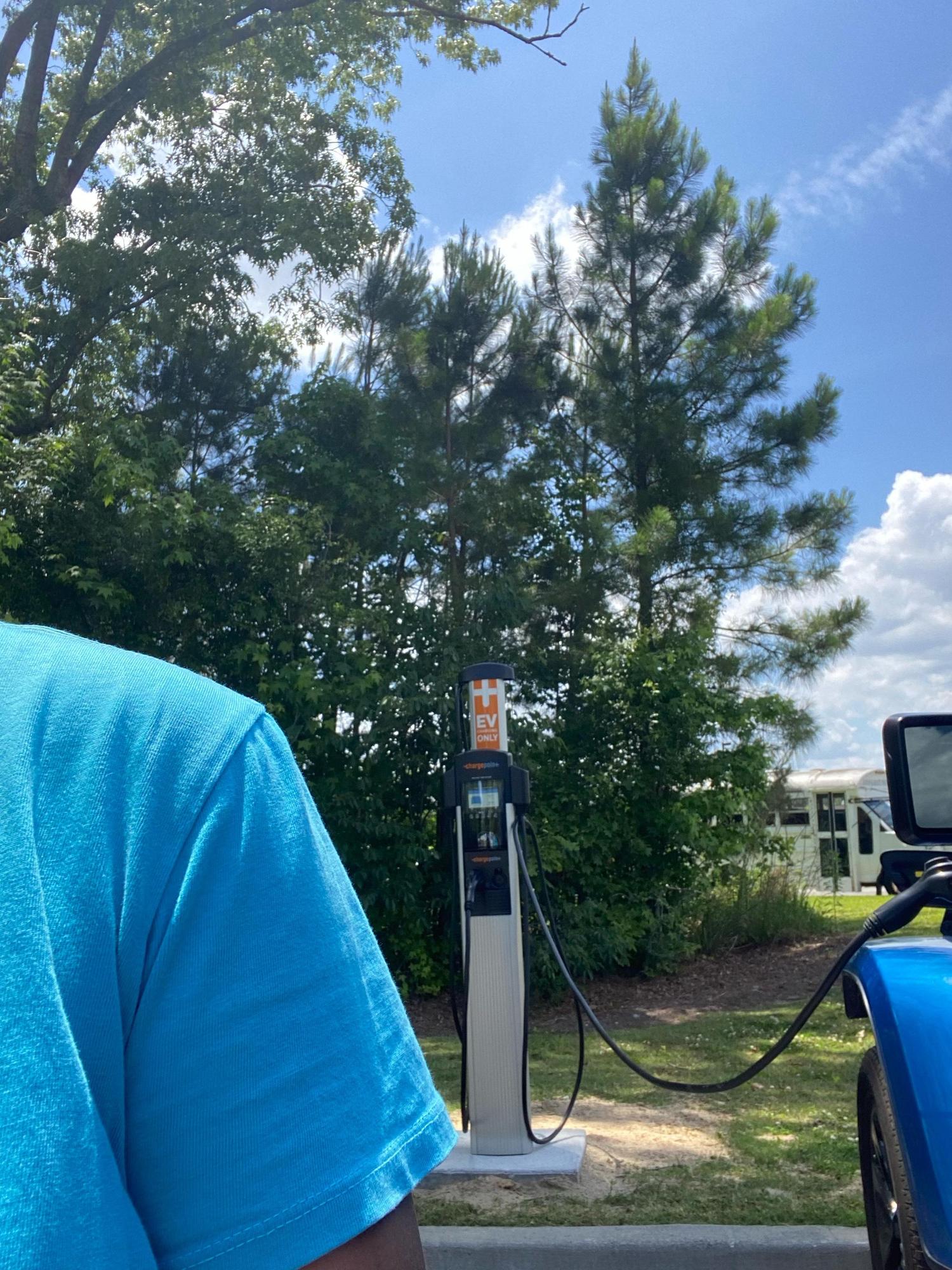 Bees Ferry West Ashley Library | Charleston, SC | EV Station