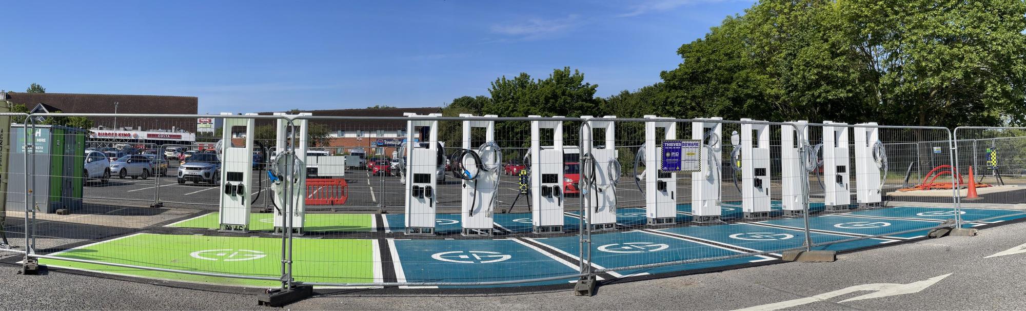 Moto Ferrybridge (3) | M62 Motorway Jct 33 / A1(M), Knottingley, West ...