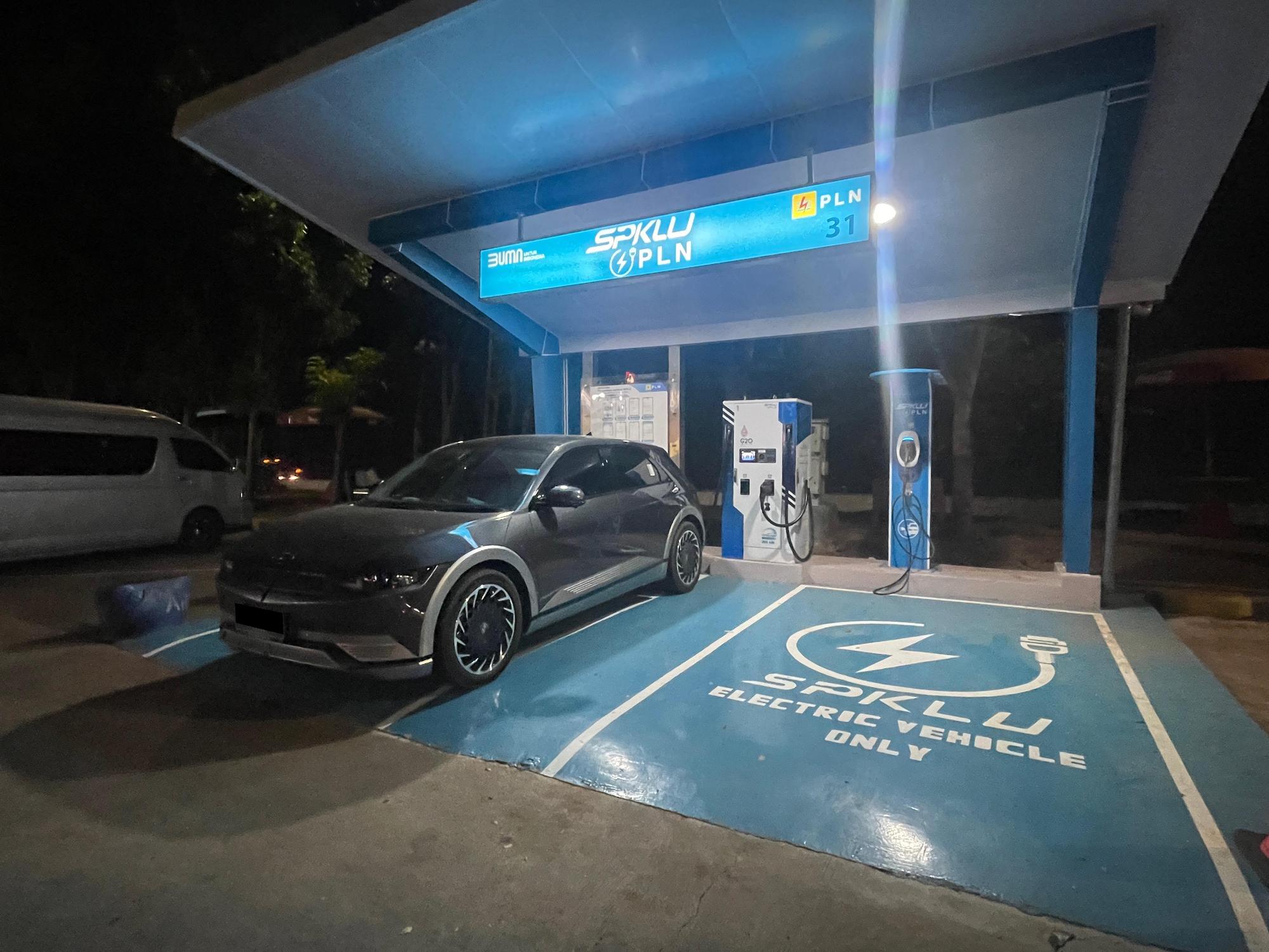 SPKLU Rest Area Km 101 B (Arah Jakarta) | FPR9+79Q, Batusari, Dawuan ...