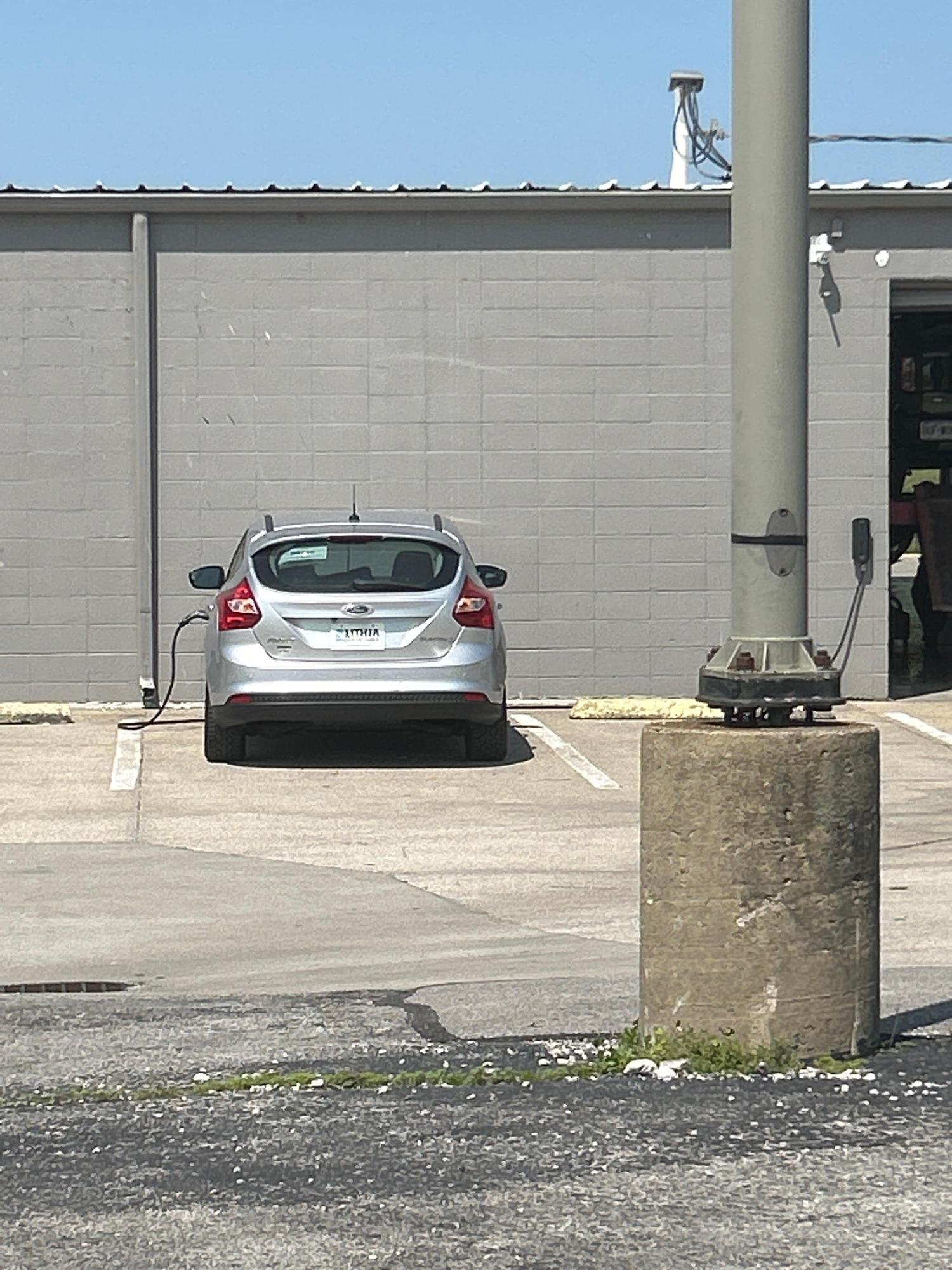 Chuck Anderson Ford | Excelsior Springs, MO | EV Station