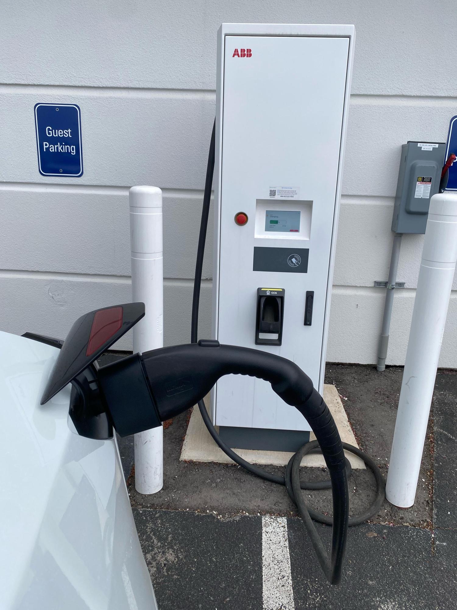 Bergstrom Chevrolet Cadillac | Appleton, WI | EV Station