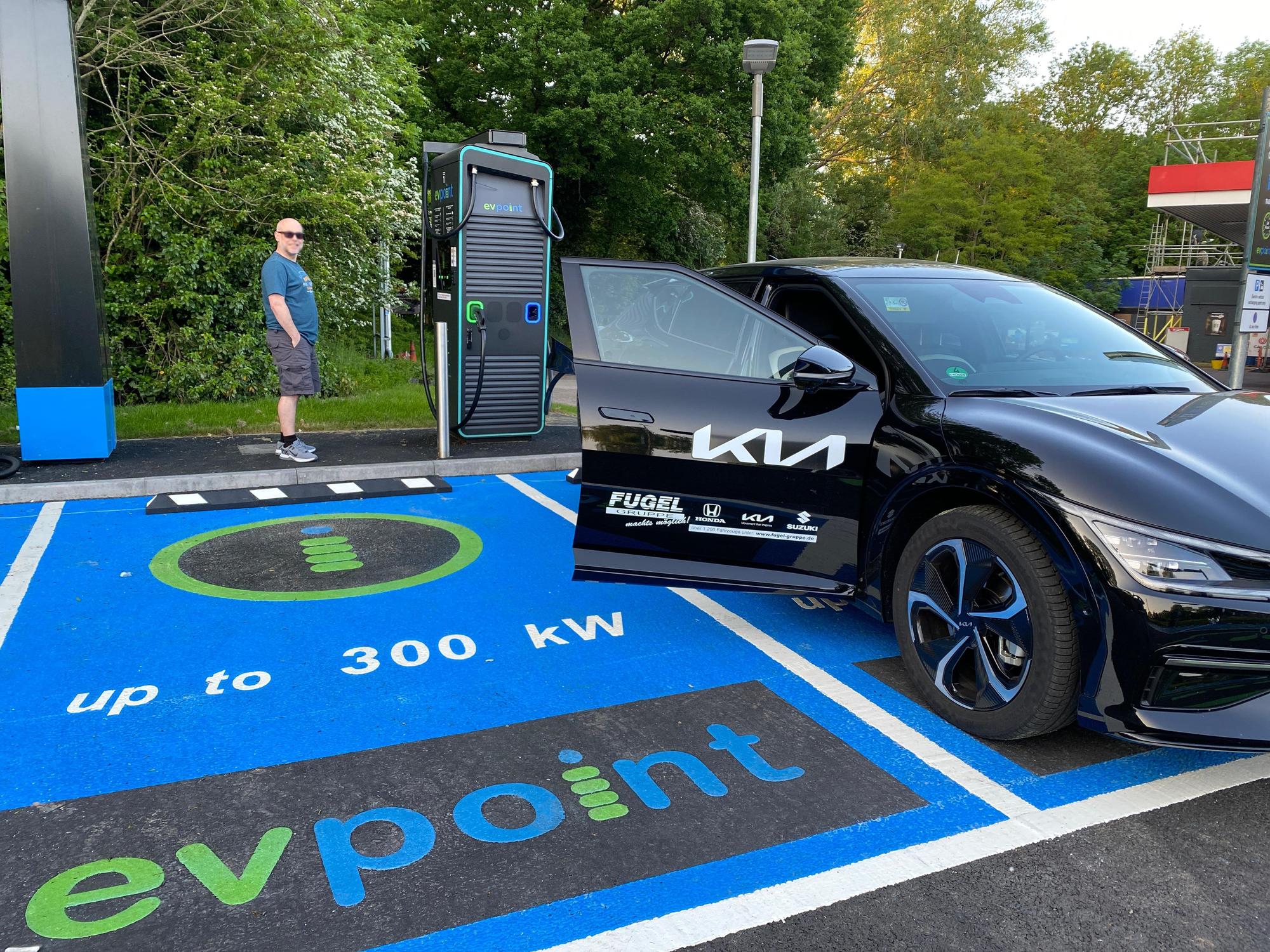 Esso EG Canley Ford | Fletchamstead Hwy, Coventry, CV4 7BB, UK | EV Station