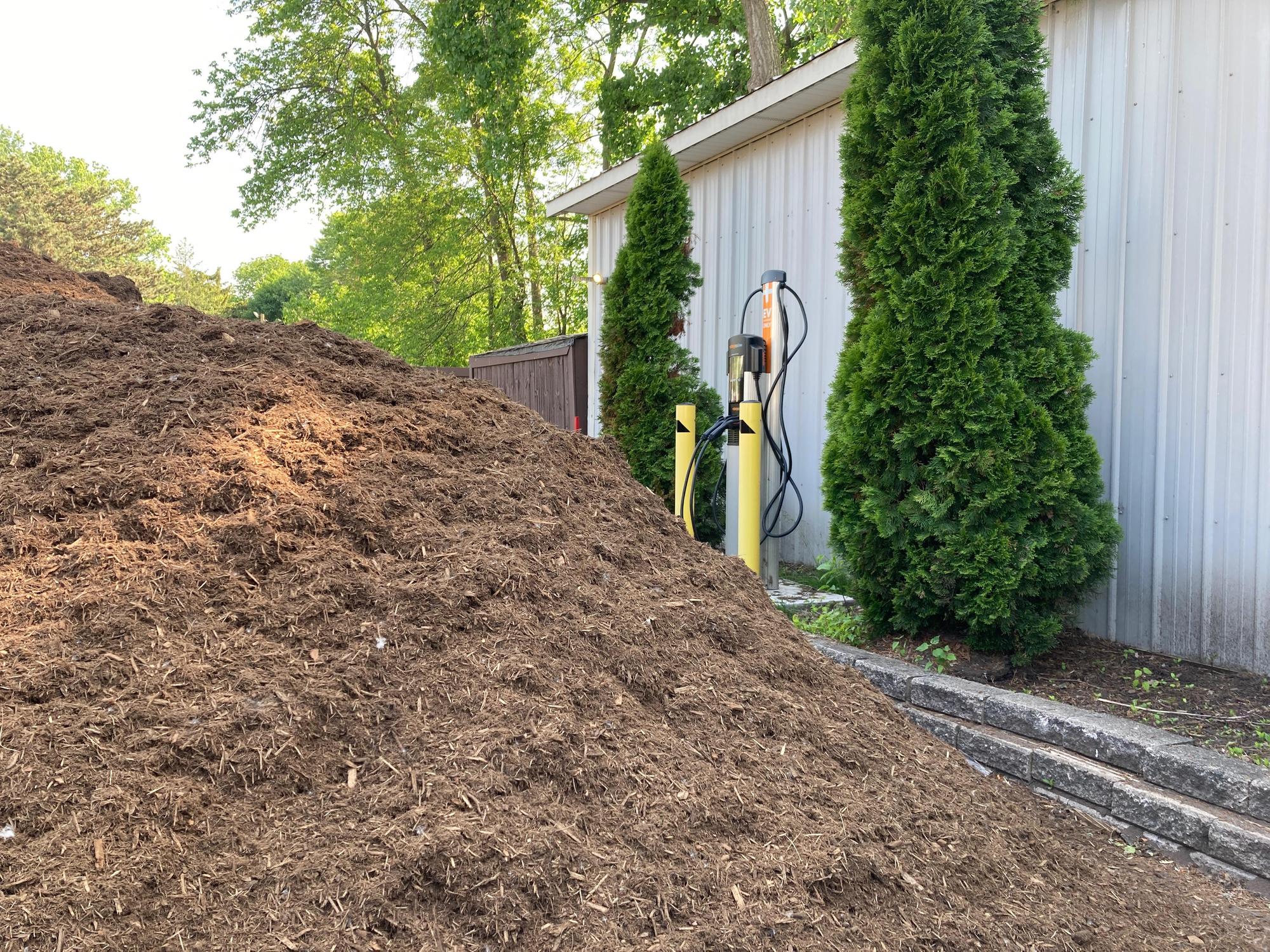 Hidden Creek Townhomes - 150 | Irondequoit, NY | EV Station