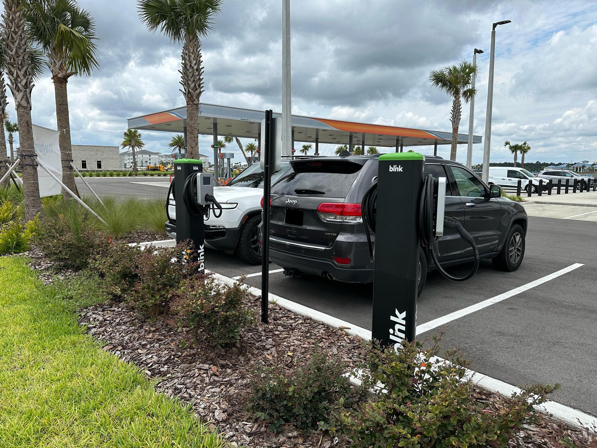Daybreak Market & Fuel St Johns | St Johns, FL | EV Station