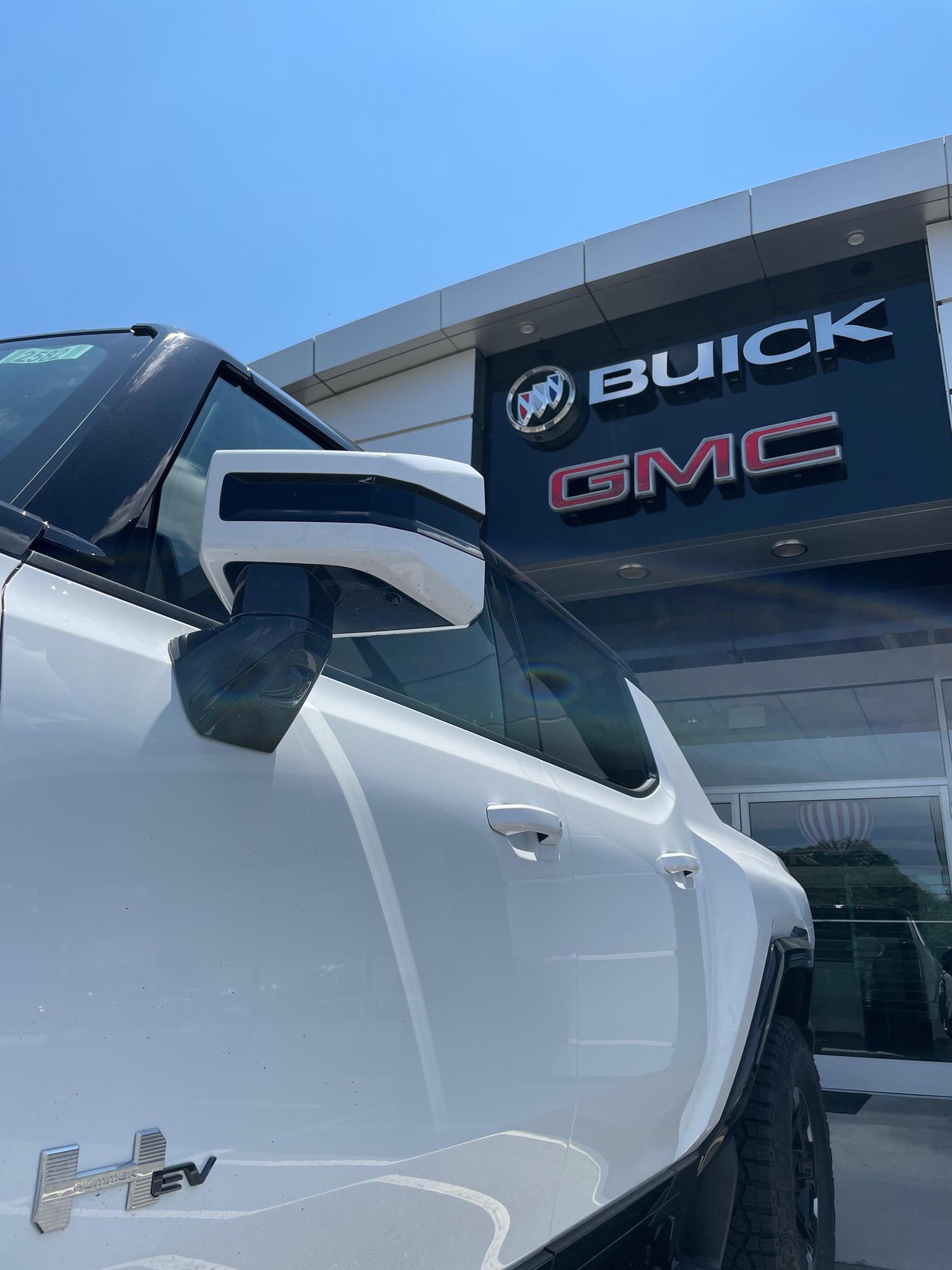 Ben Mynatt Buick GMC | Concord, NC | EV Station