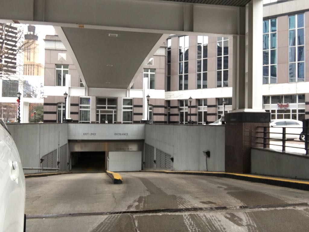 SPS Tower | Minneapolis, MN | EV Station