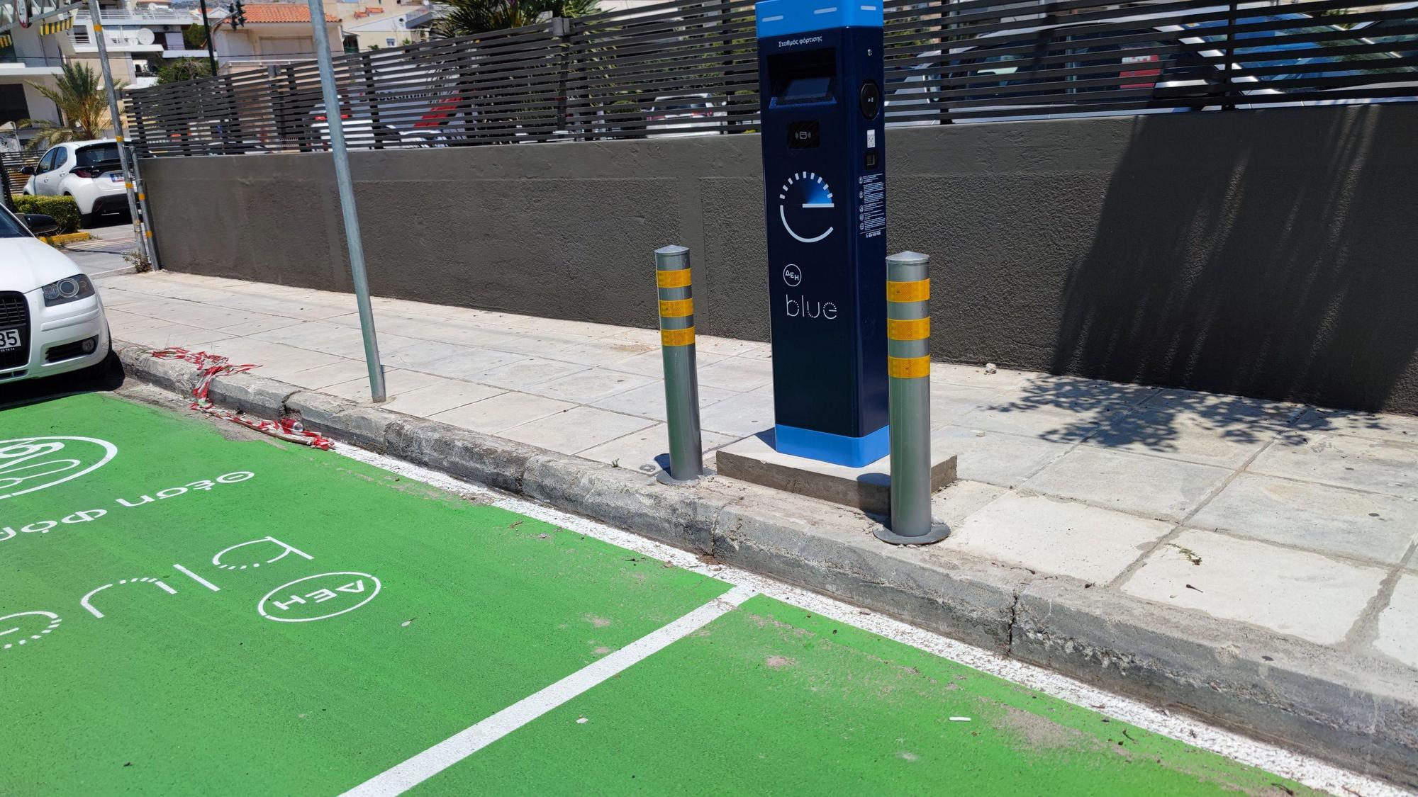 Dei Blue | Ελευθερίας 4, Βούλα 166 73, Ελλάδα | EV Station
