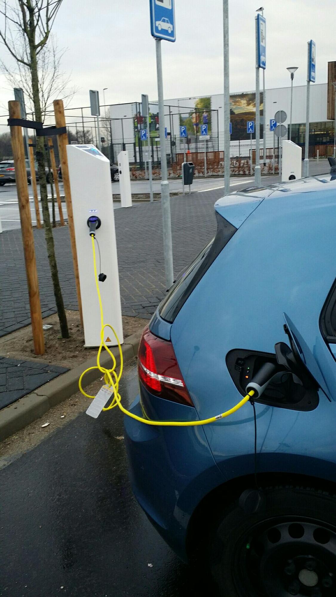 Decathlon Breda | Bavel, NB | EV Station