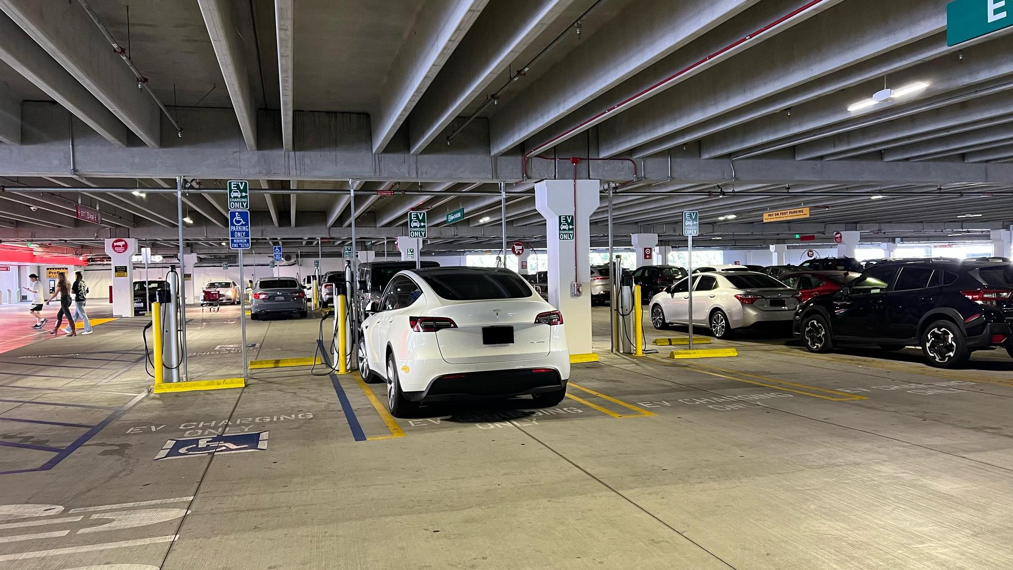 Target | Los Angeles, CA | EV Station