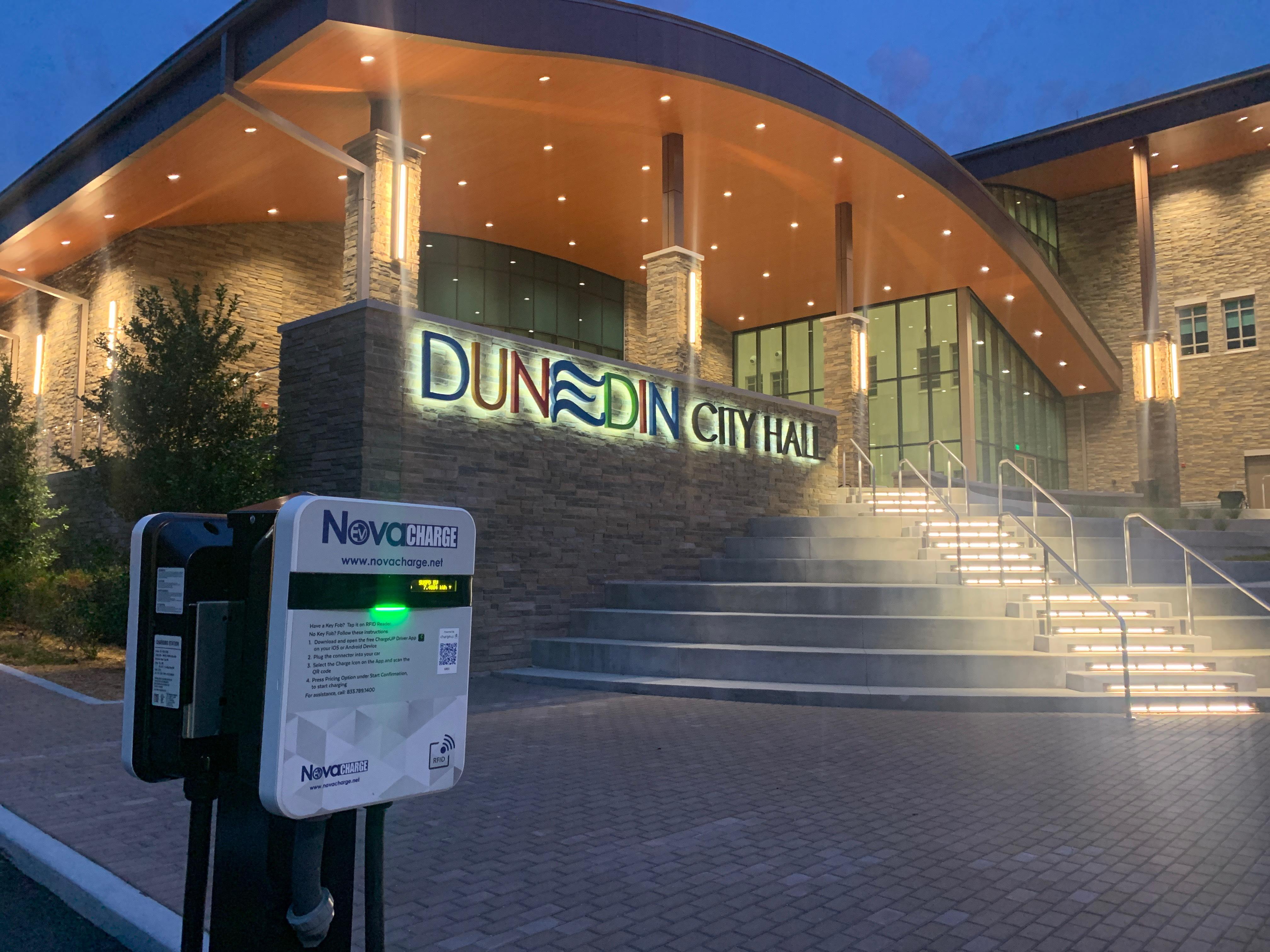 Dunedin City Hall | Dunedin, FL | EV Station