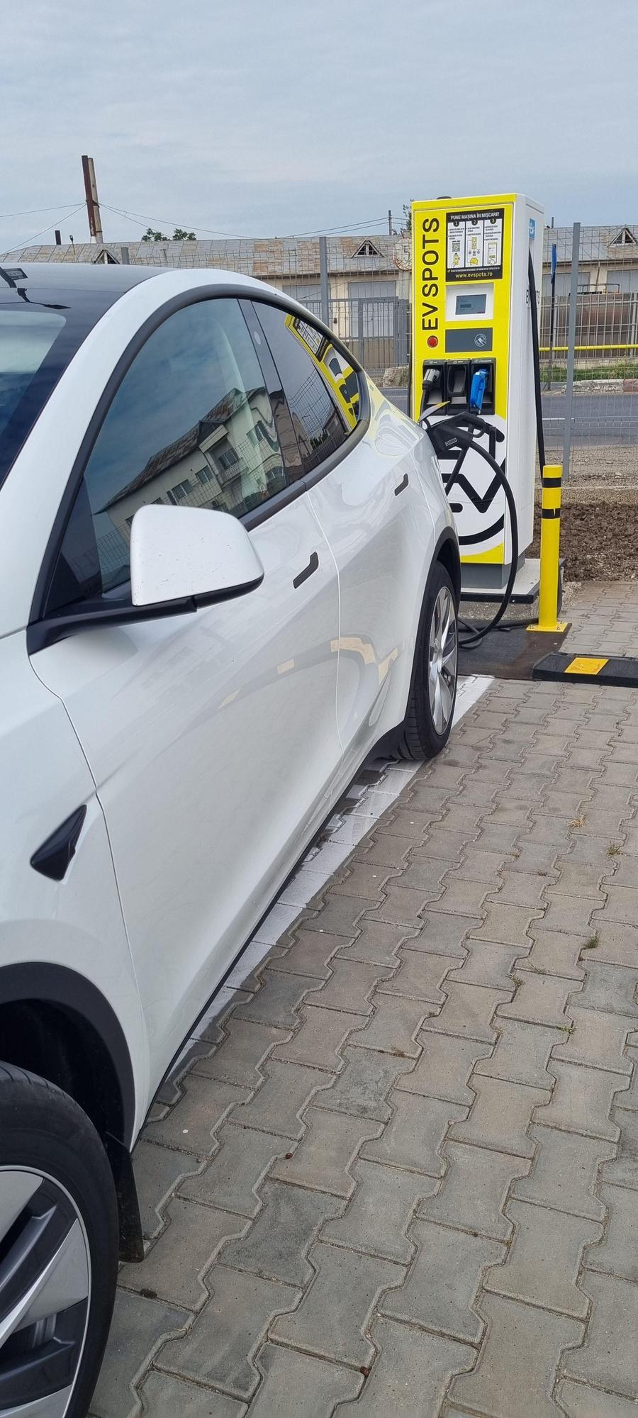 Complex Onasis - Focsani - ABB | Focșani, VN | EV Station