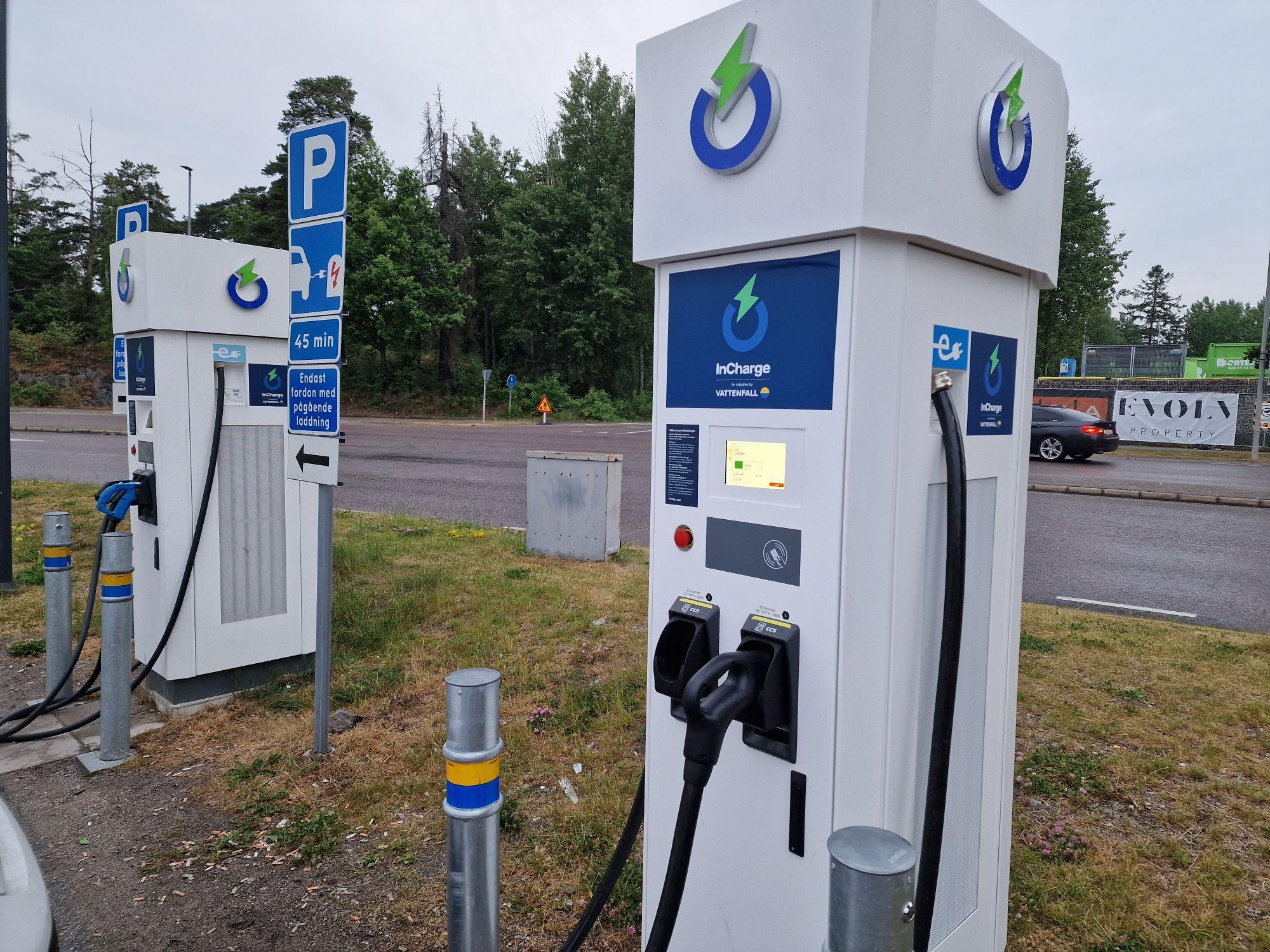 Max Botkyrka [InCharge] | Fågelviksvägen 2, 145 53 Norsborg, Sweden ...