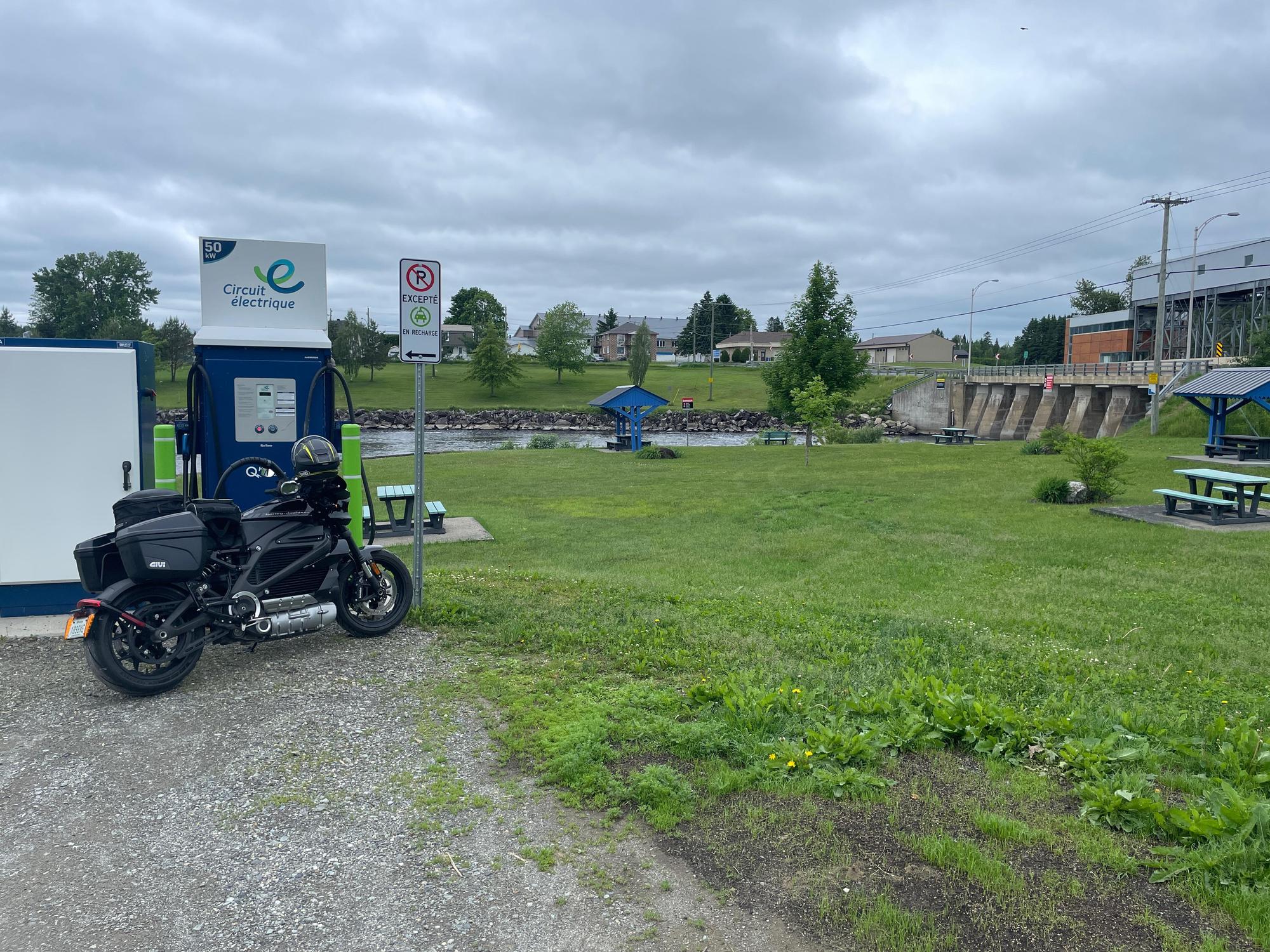 Halte Municipale Saint-Gérard | Weedon, QC | EV Station